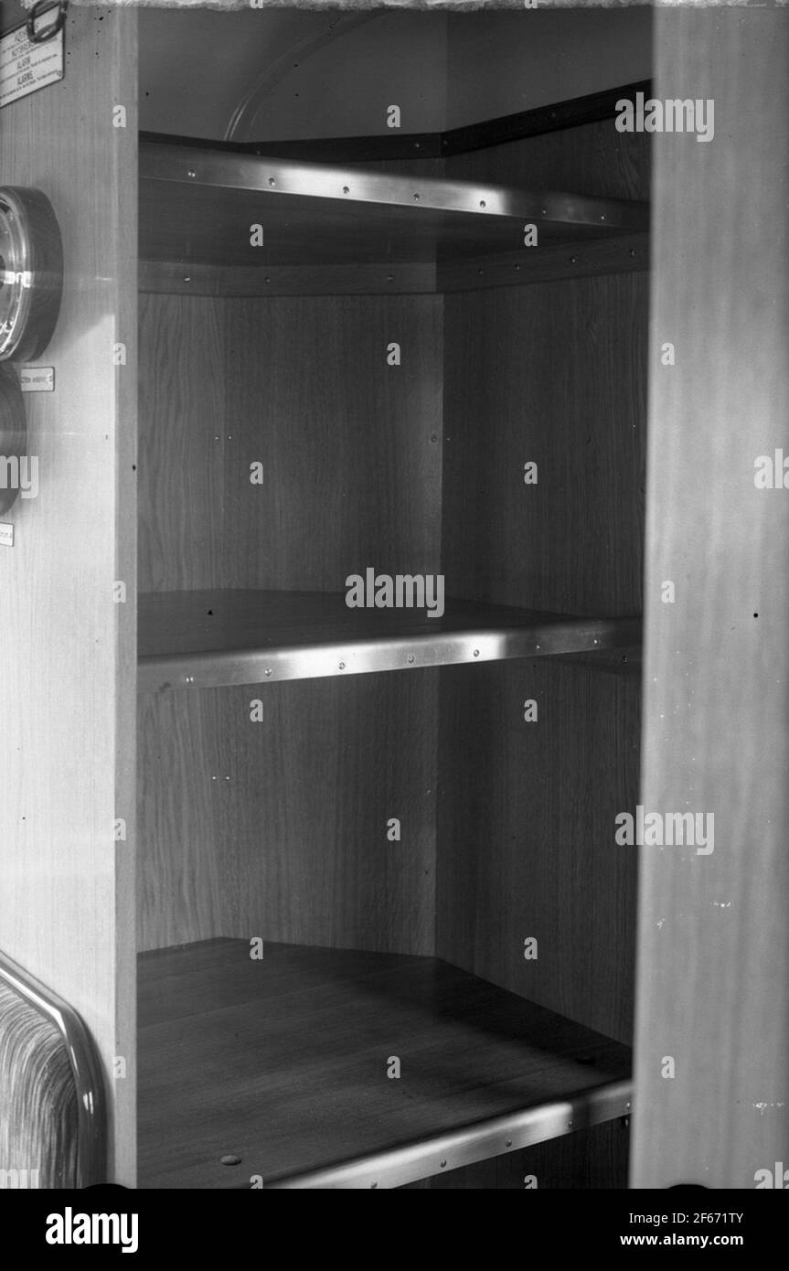 Device of luggage box in Litt. CO6 cart Stock Photo - Alamy