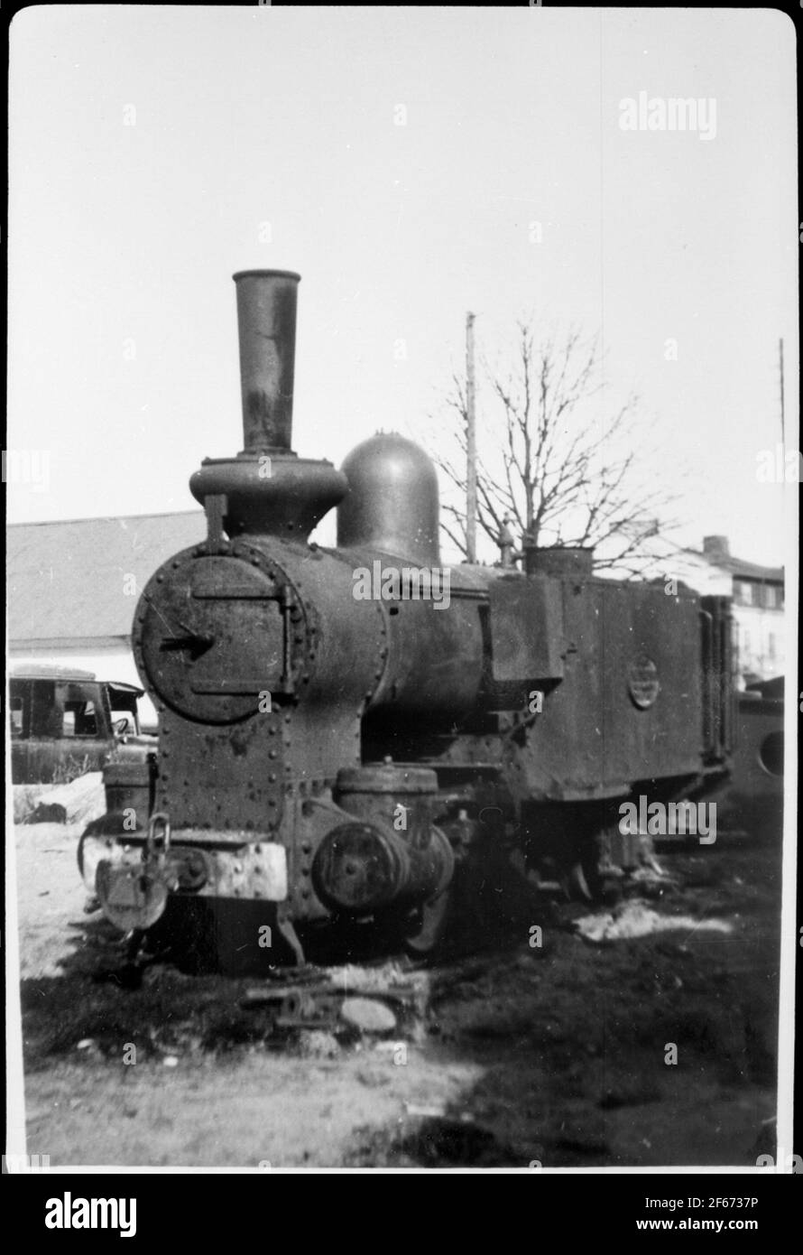 Steam locomotive on scrap Stock Photo - Alamy