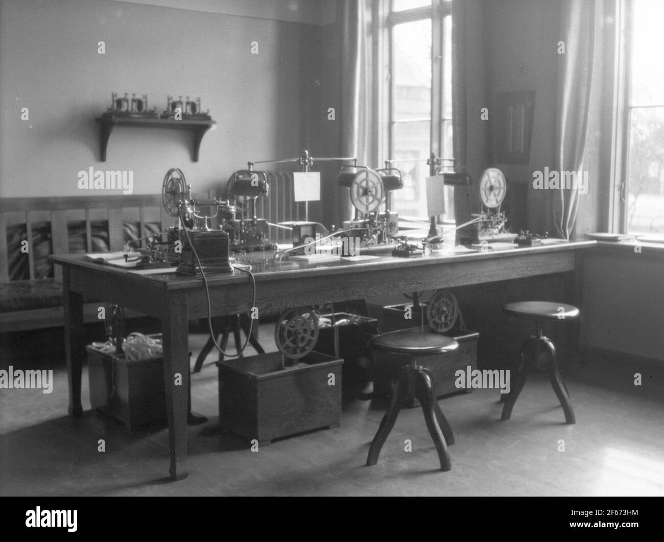 Telegraf Black and White Stock Photos & Images - Alamy