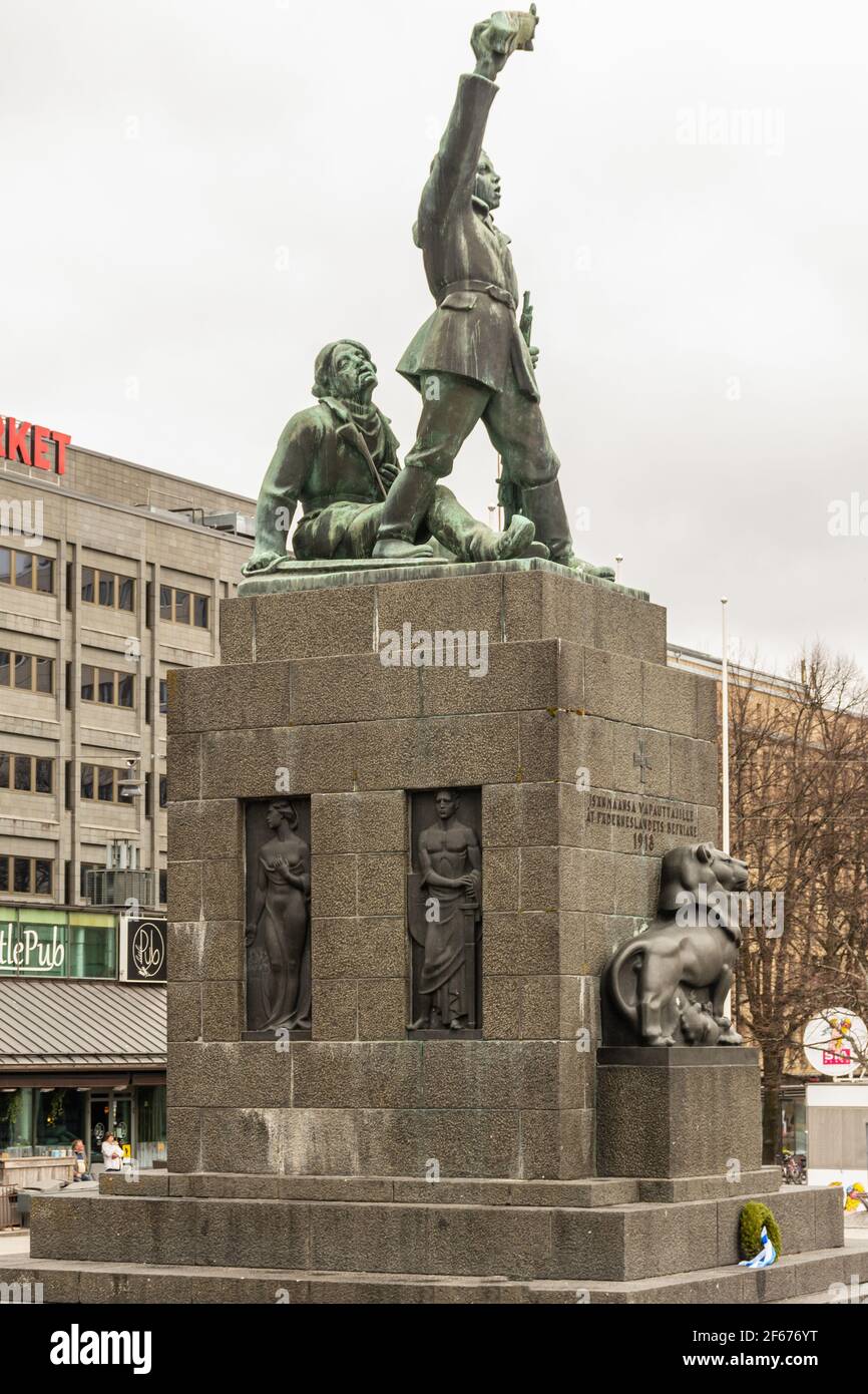 Finnish Statue of Liberty in Vaasa Finland Stock Photo - Alamy