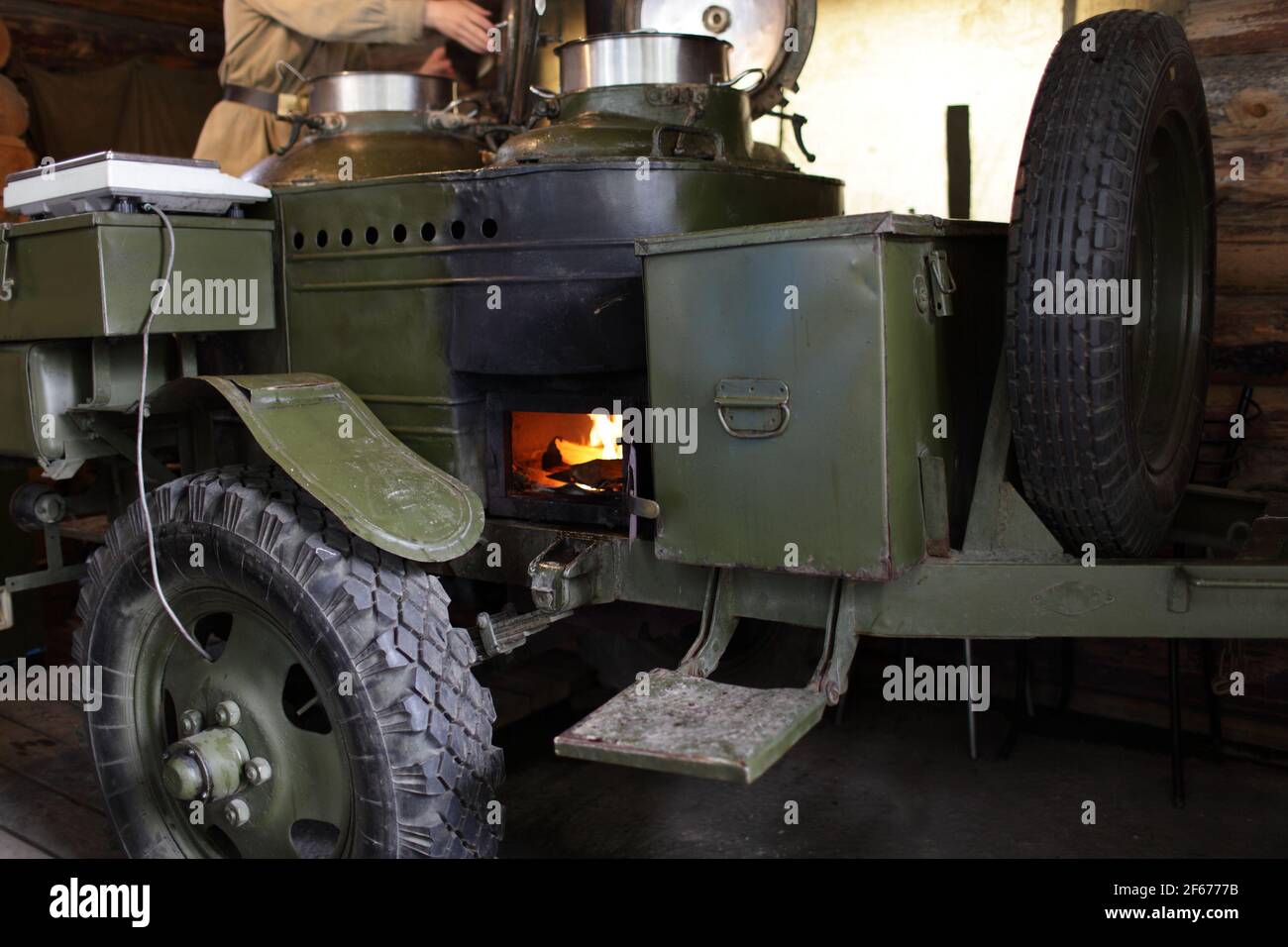 Military Field Kitchen High Resolution Stock Photography and Images - Alamy