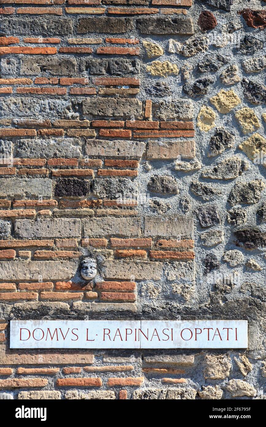 Pompeii street sign hi-res stock photography and images - Alamy