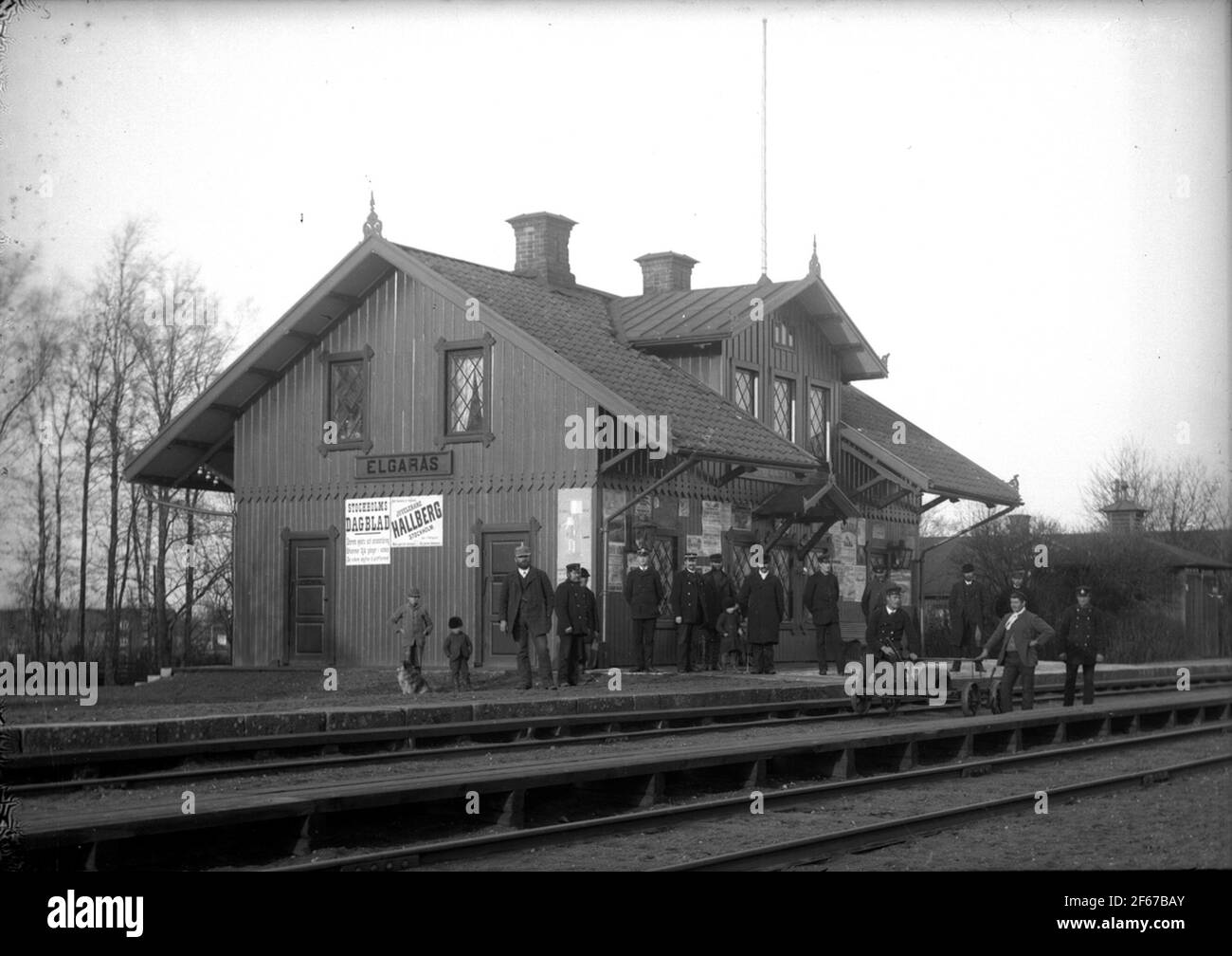 Station building in wood in one and a half floor Stock Photo - Alamy