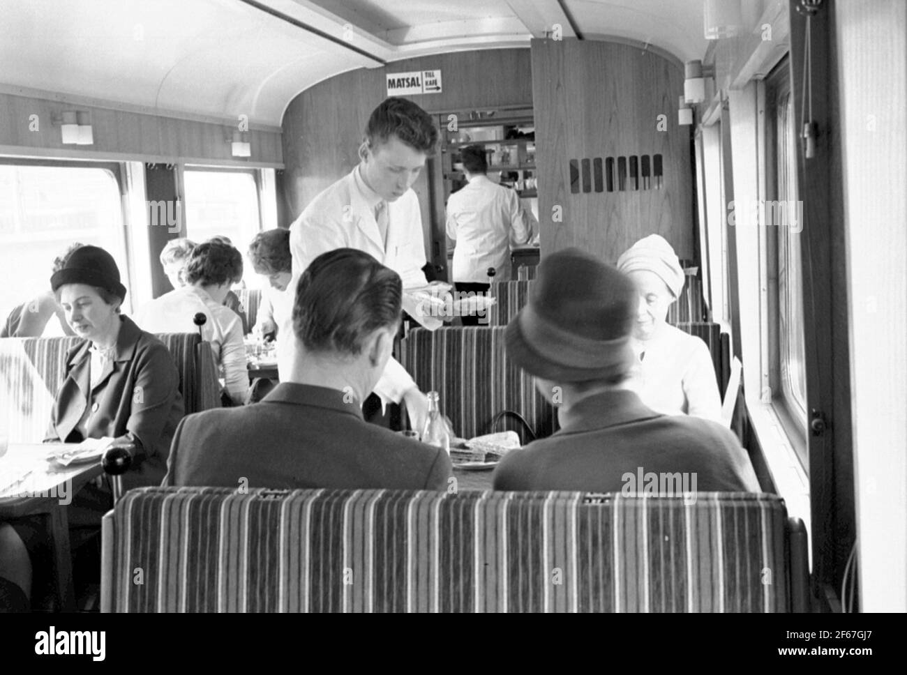 The state railways, SJ RB02, buffet trolley, dining room Stock Photo ...
