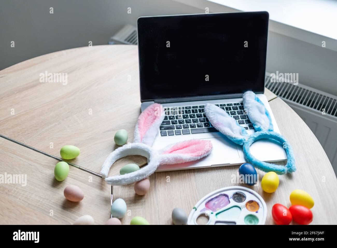 Colorfull laptop hi-res stock photography and images - Alamy