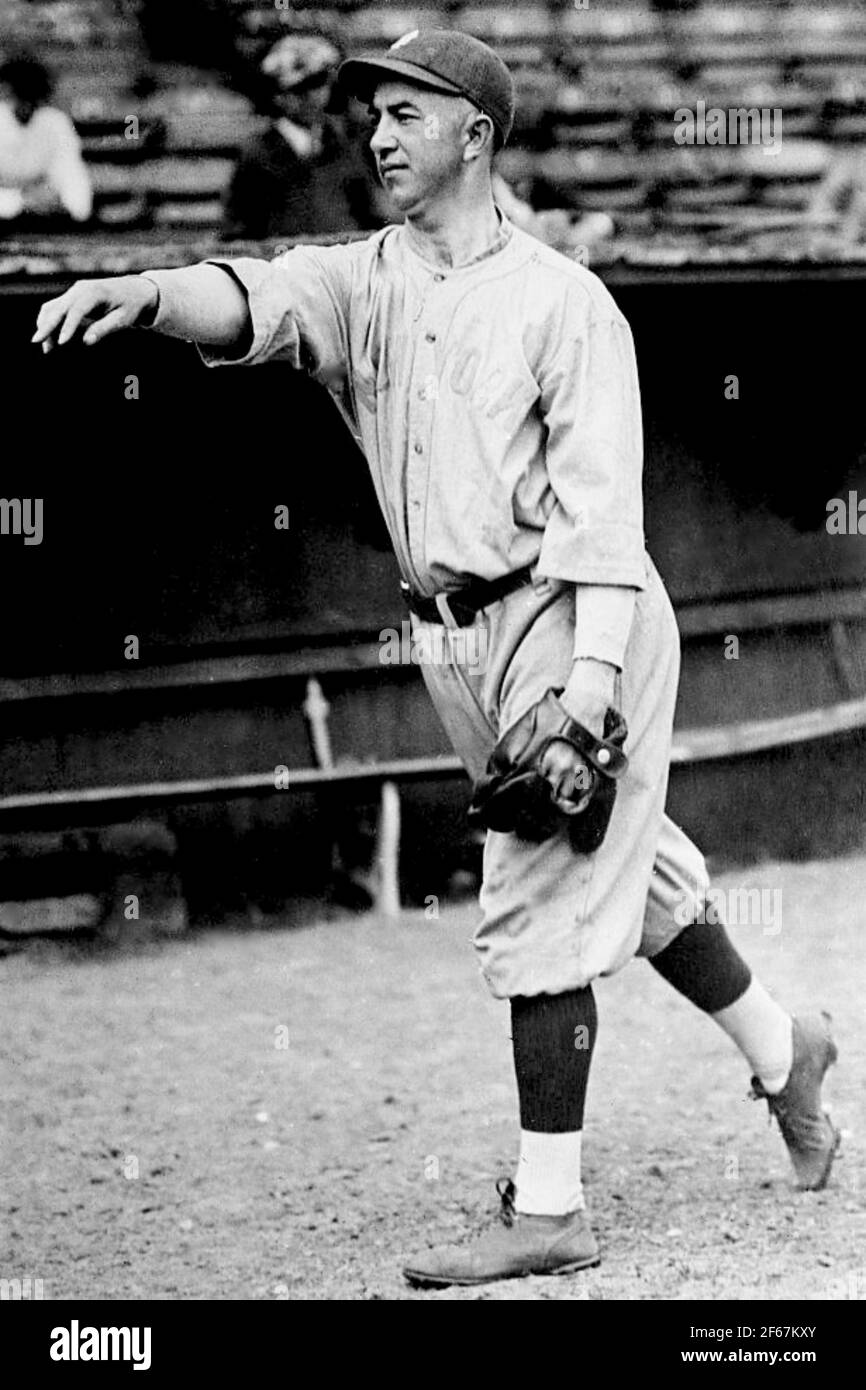 Everett ball hi-res stock photography and images - Alamy