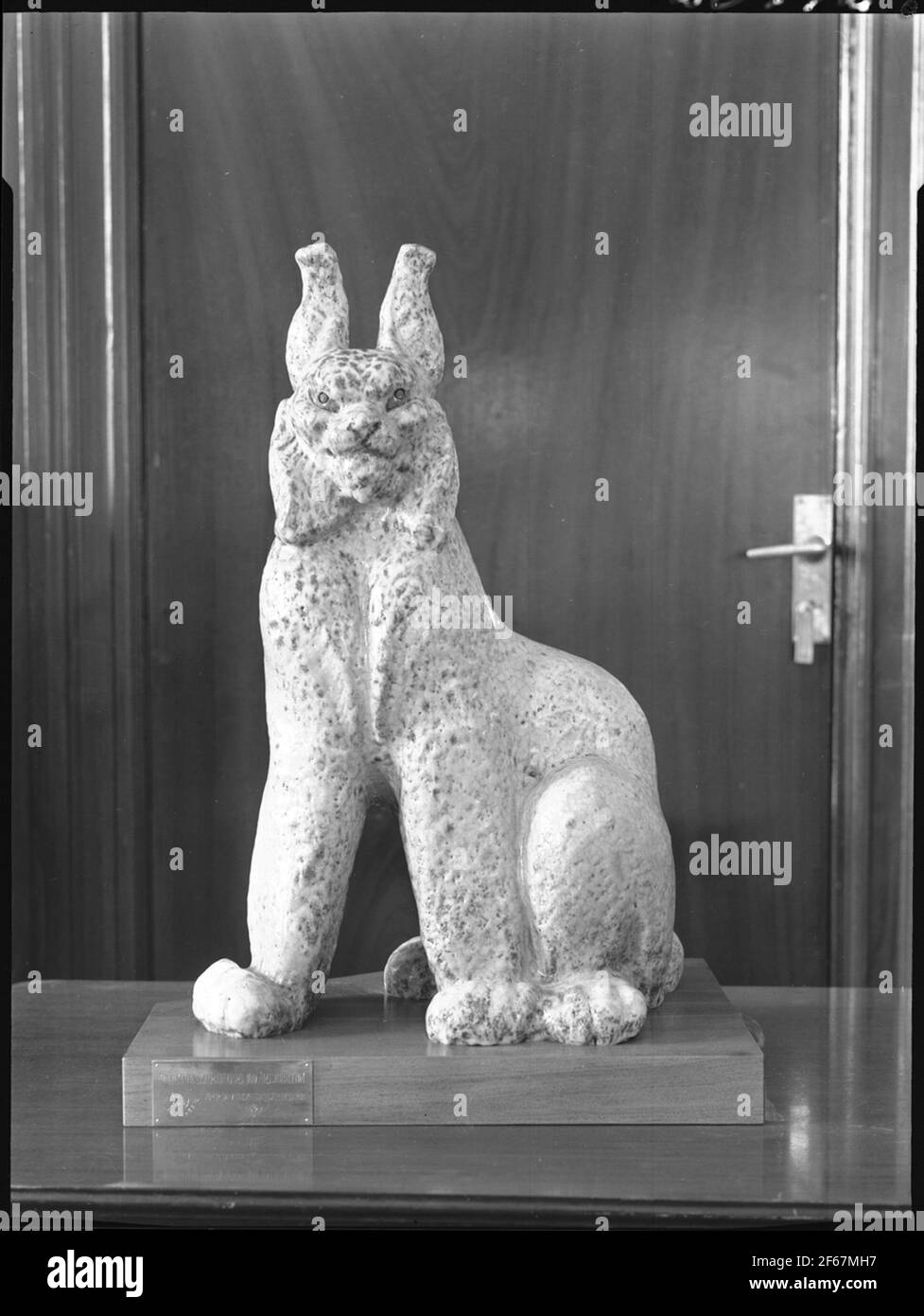 A gift of the lynx, wheeled milk to SJ with the reason for 100th ...