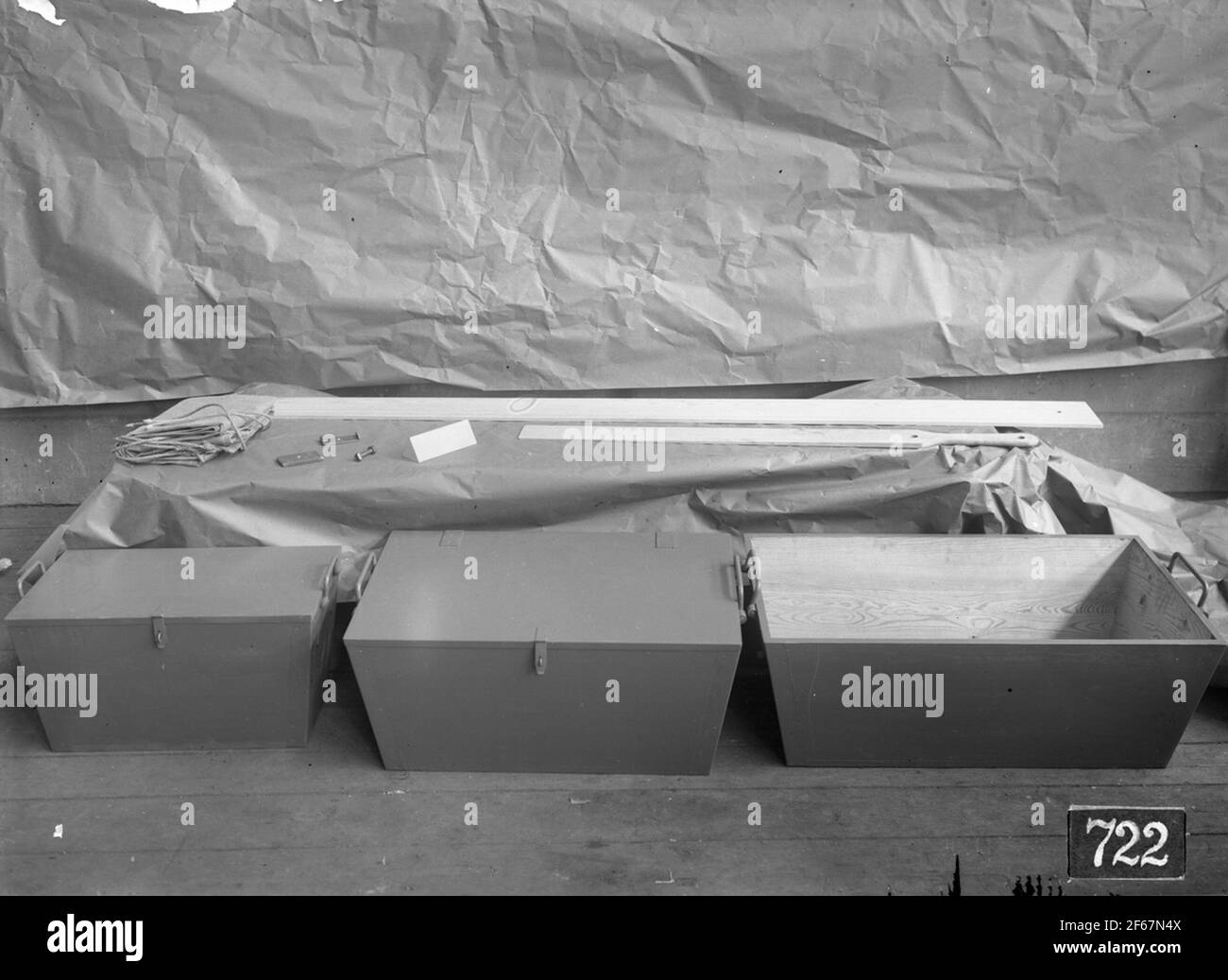 Packing techniques Black and White Stock Photos & Images - Alamy