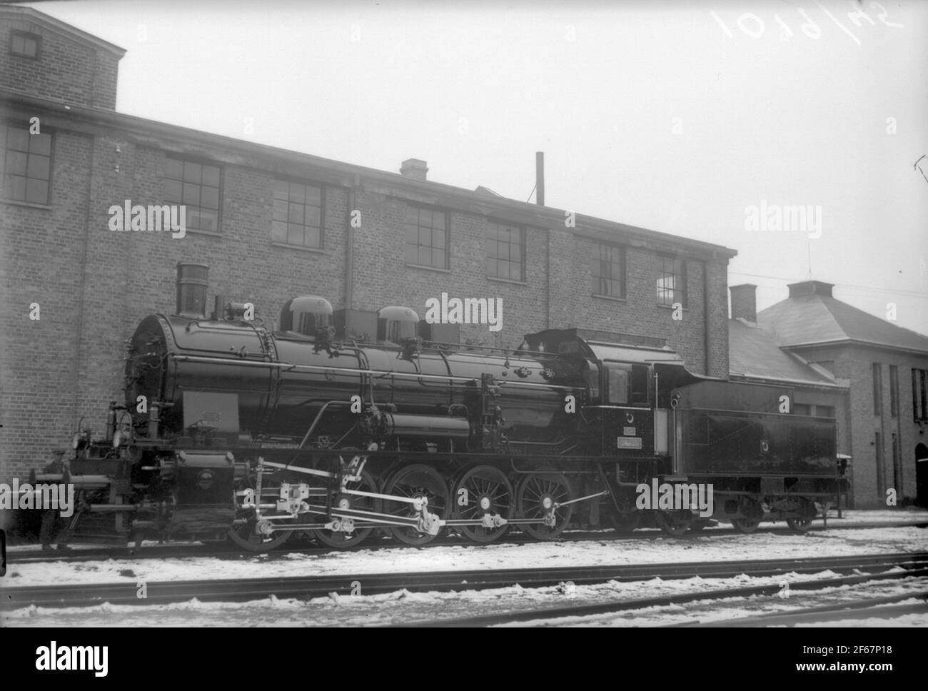 Nydqvist & Holm AB manufactured in the years 1927-28 18 steam ...