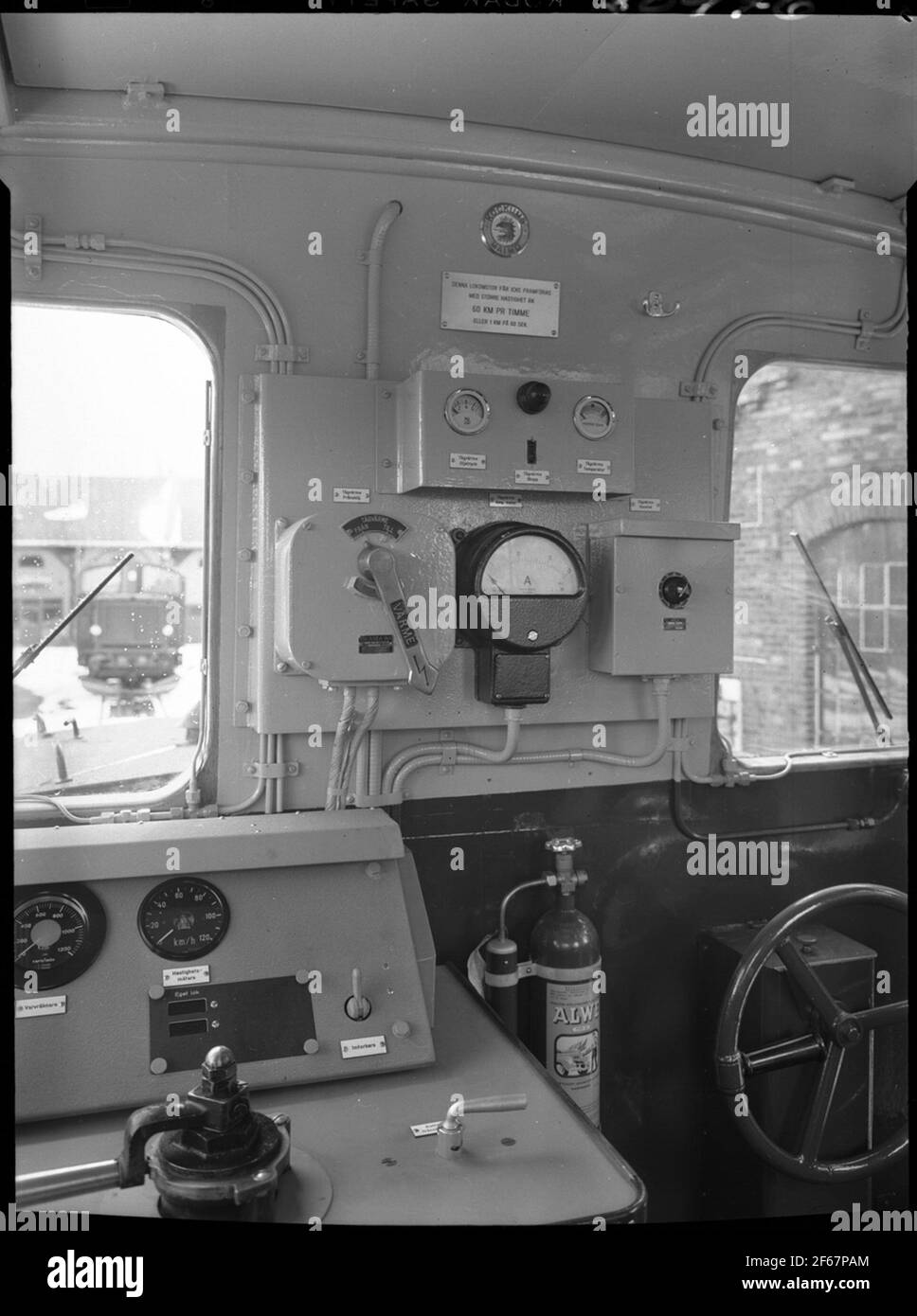 State Railways, SJ Z61 361. Locomotor Z 61. In the mid-1950s, SJ bought ...