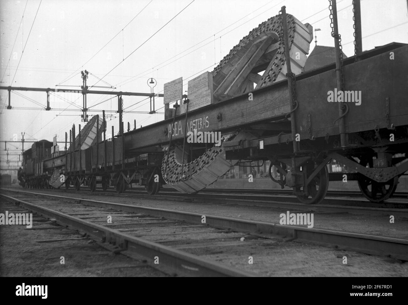 O-cart. Diarien number: GBR G 694. Transportation of generator rings ...