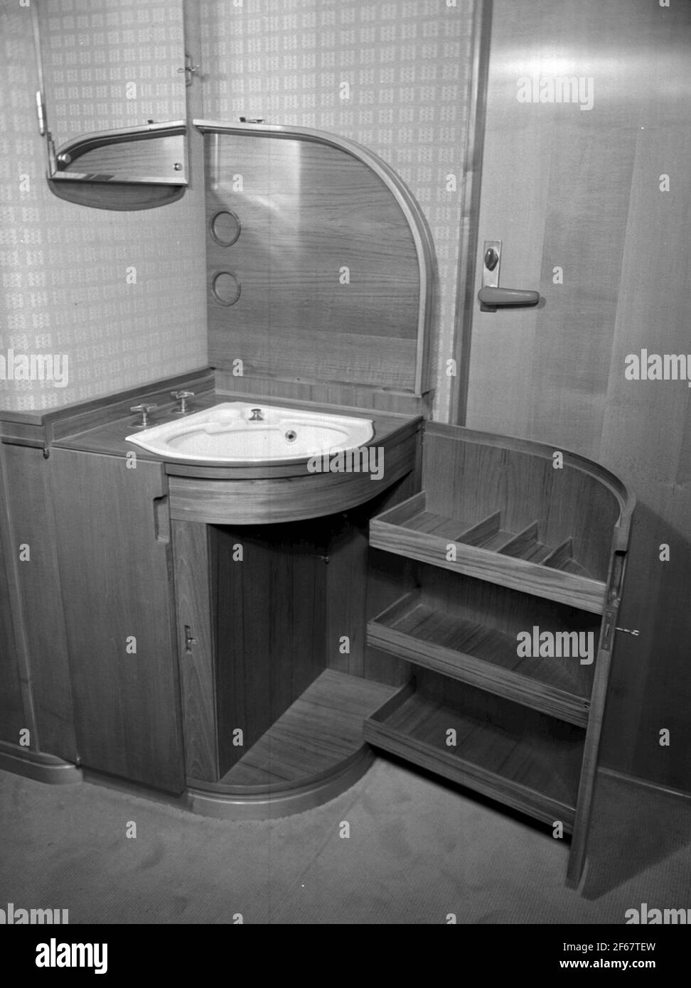 State Railways, SJ S03 2904. HM King Gustav Vi Adolf Salon Wagon. From ...