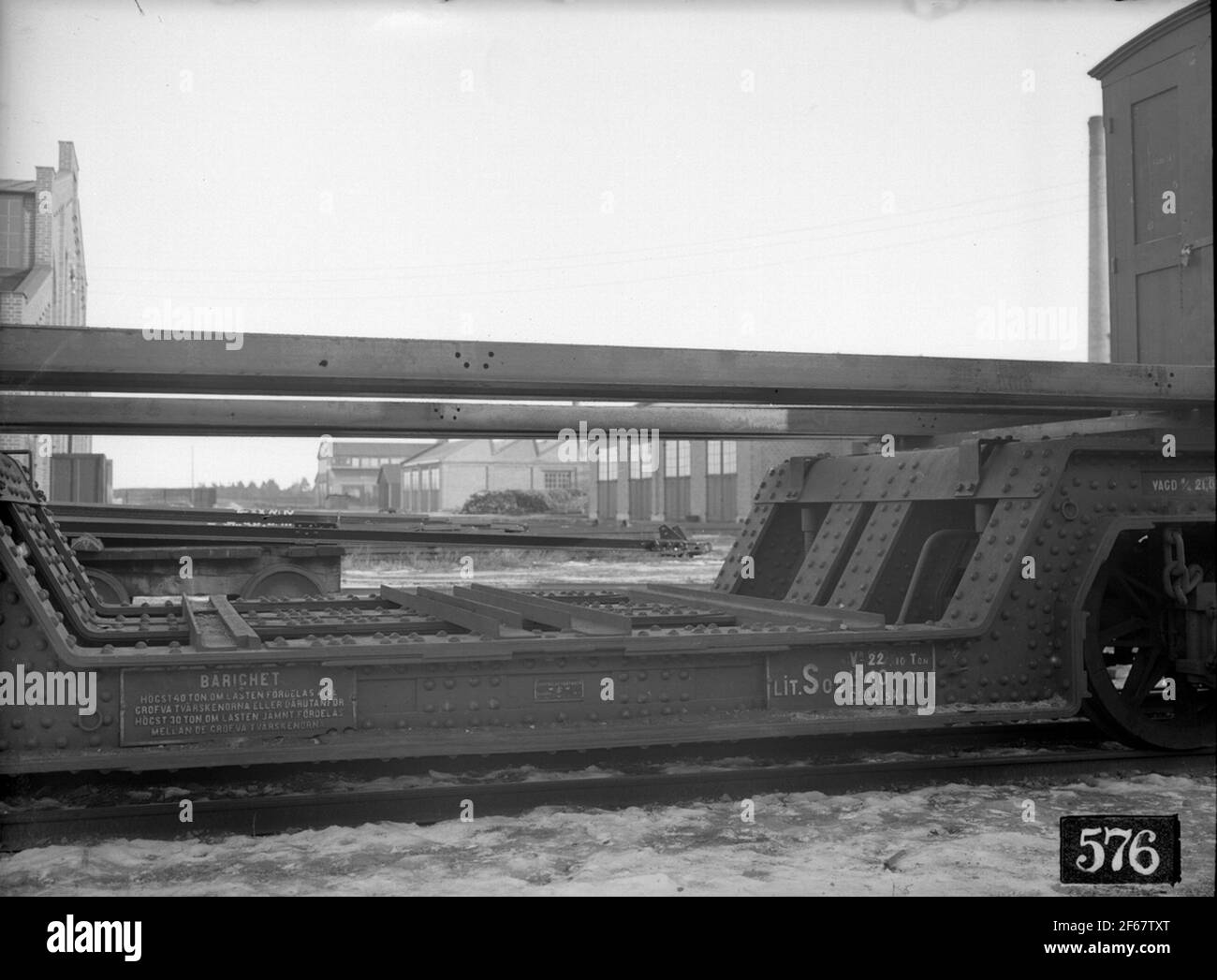 State Railways, SJ SO2 23741. Transformer transport car Stock Photo - Alamy