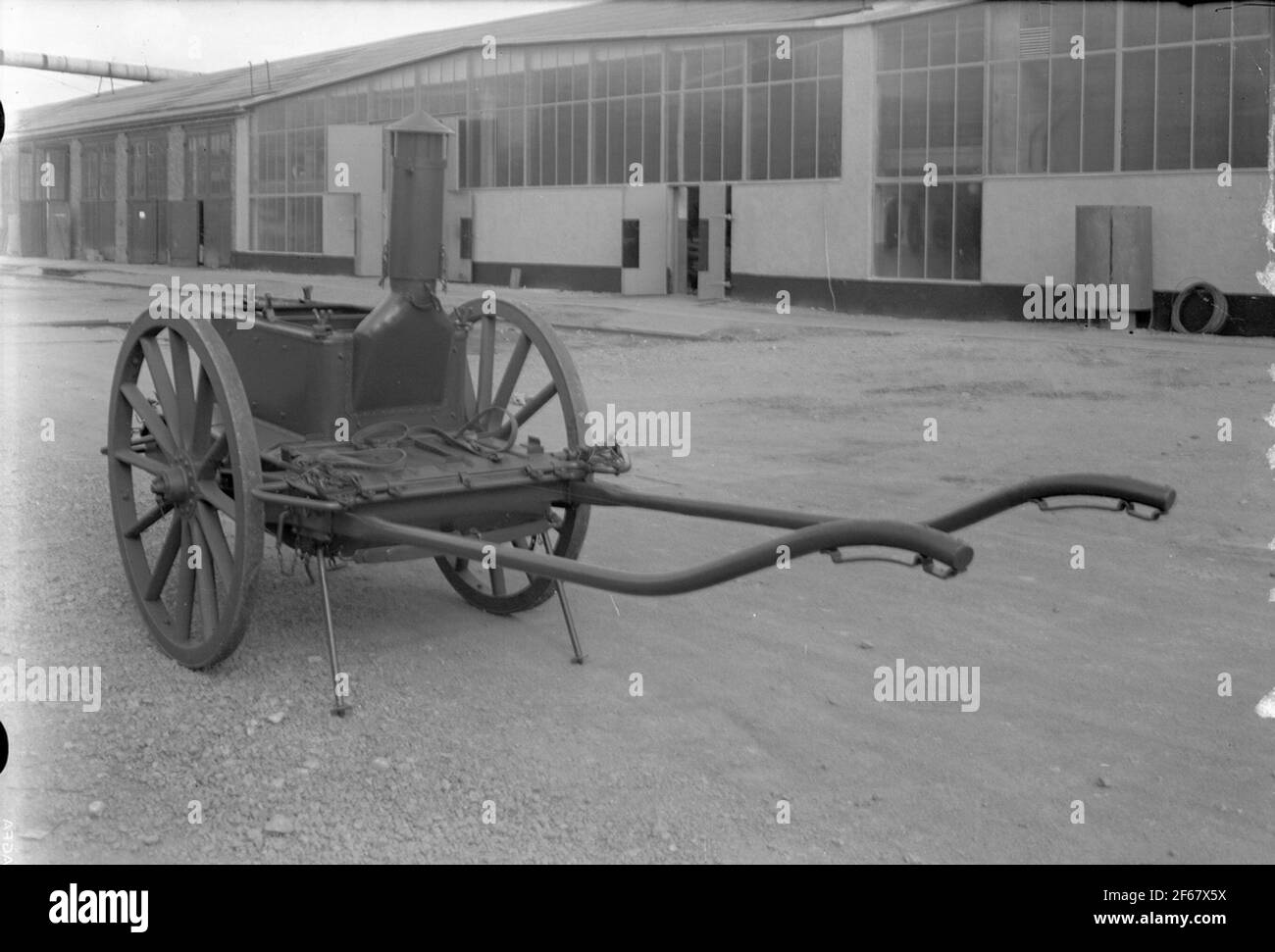 Obliquely from behind hi-res stock photography and images - Alamy