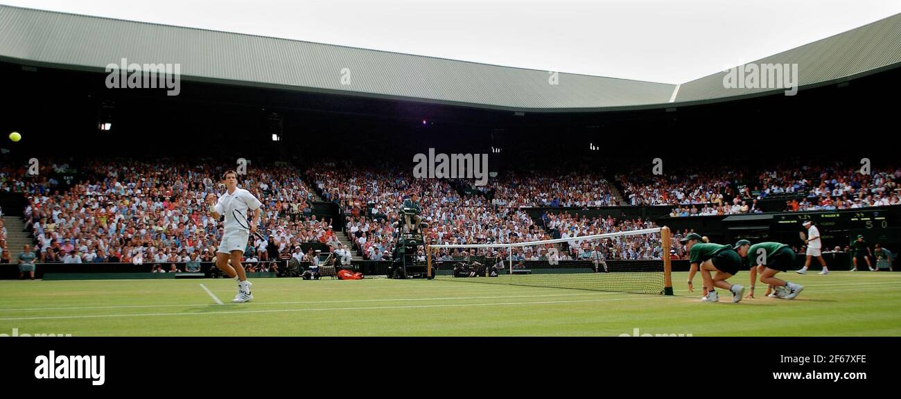 Wimbledon 2001 federer hi-res stock photography and images - Alamy