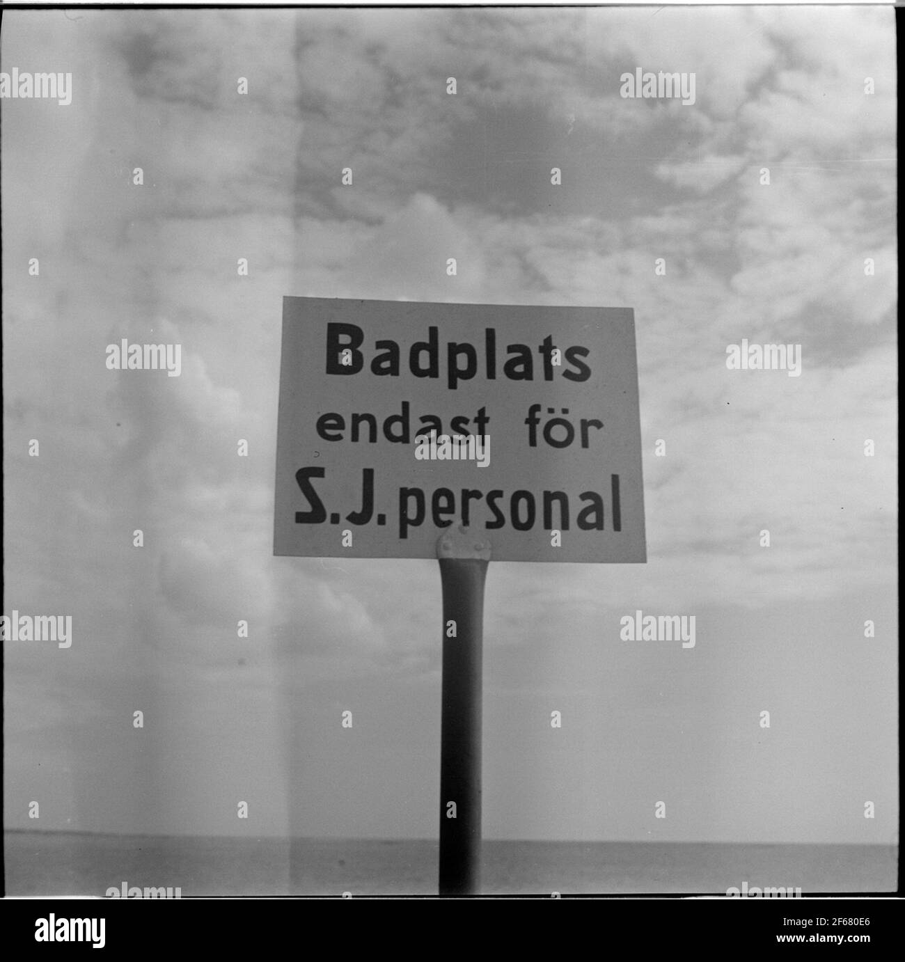 Sign for bathing area Stock Photo - Alamy