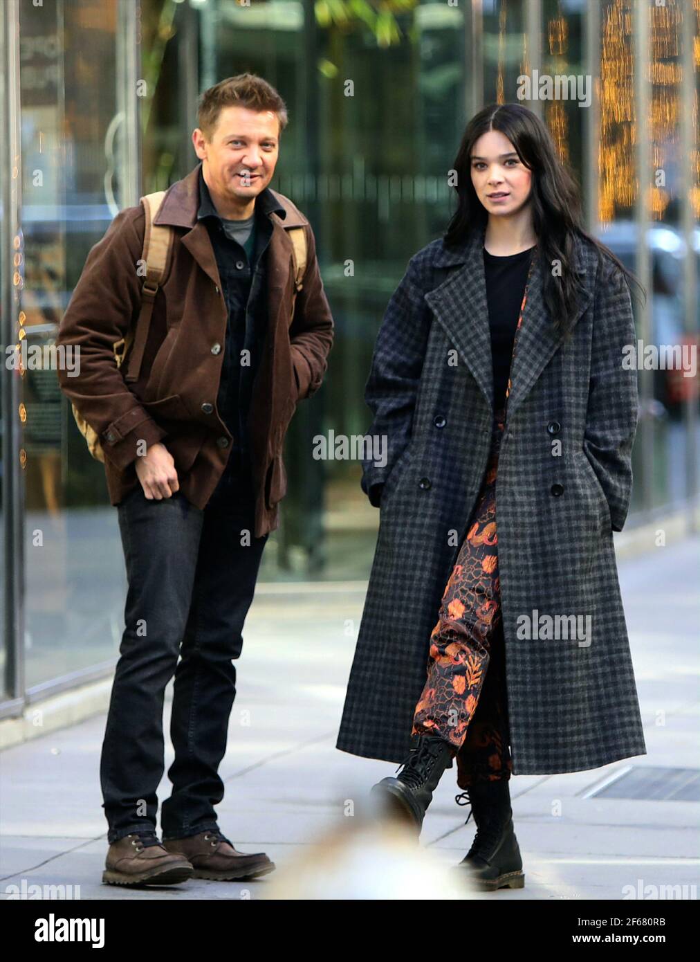 New York - NY - 20201206 Hailee Steinfeld and Jeremy Renner film scenes together for Hawkeye in ...