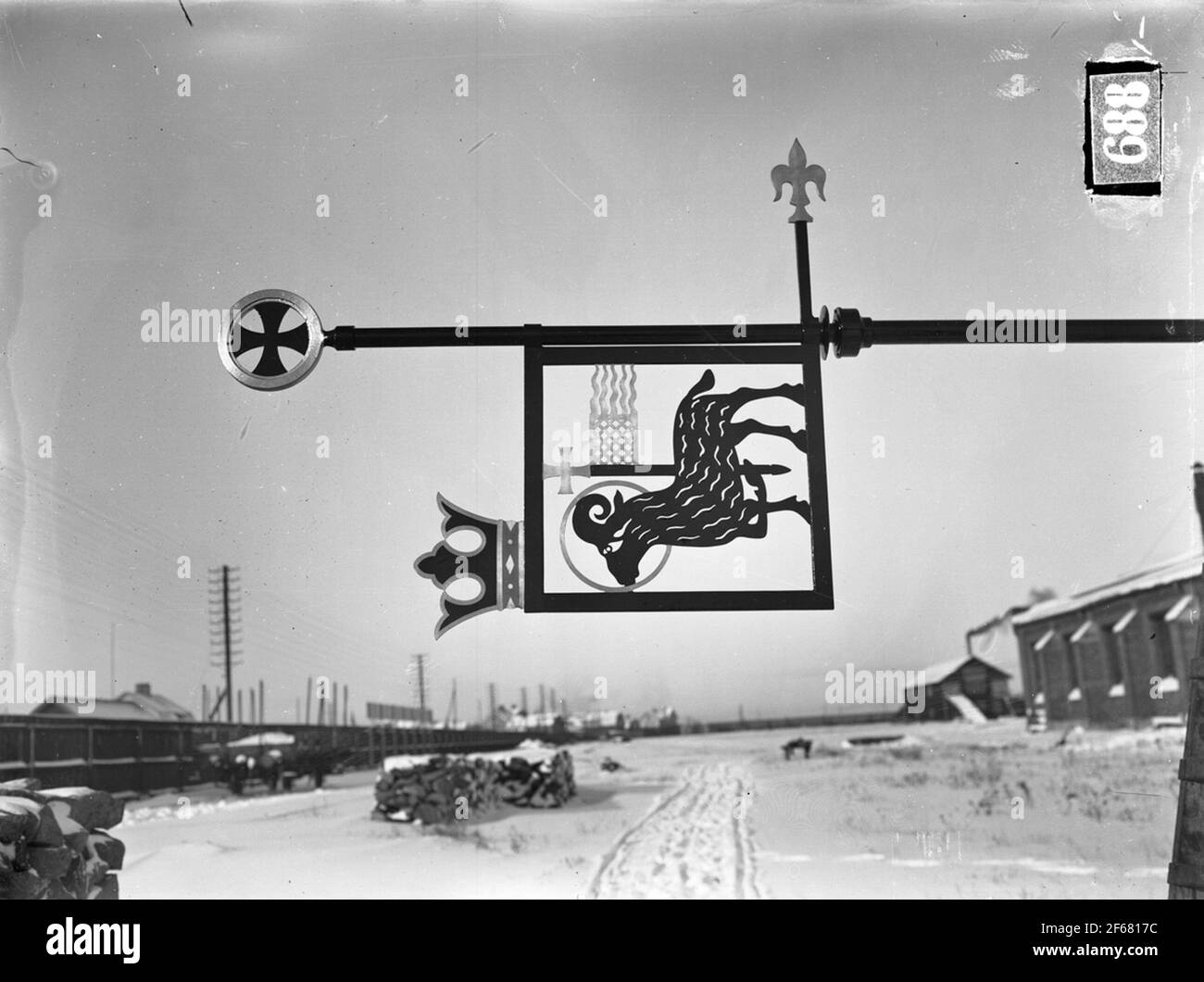 Weather vane wind instrument Black and White Stock Photos & Images - Alamy