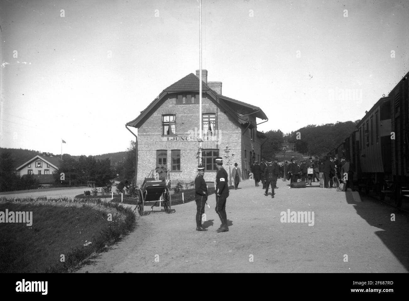Station laid down in 1907. Station house in two floors in stone ...