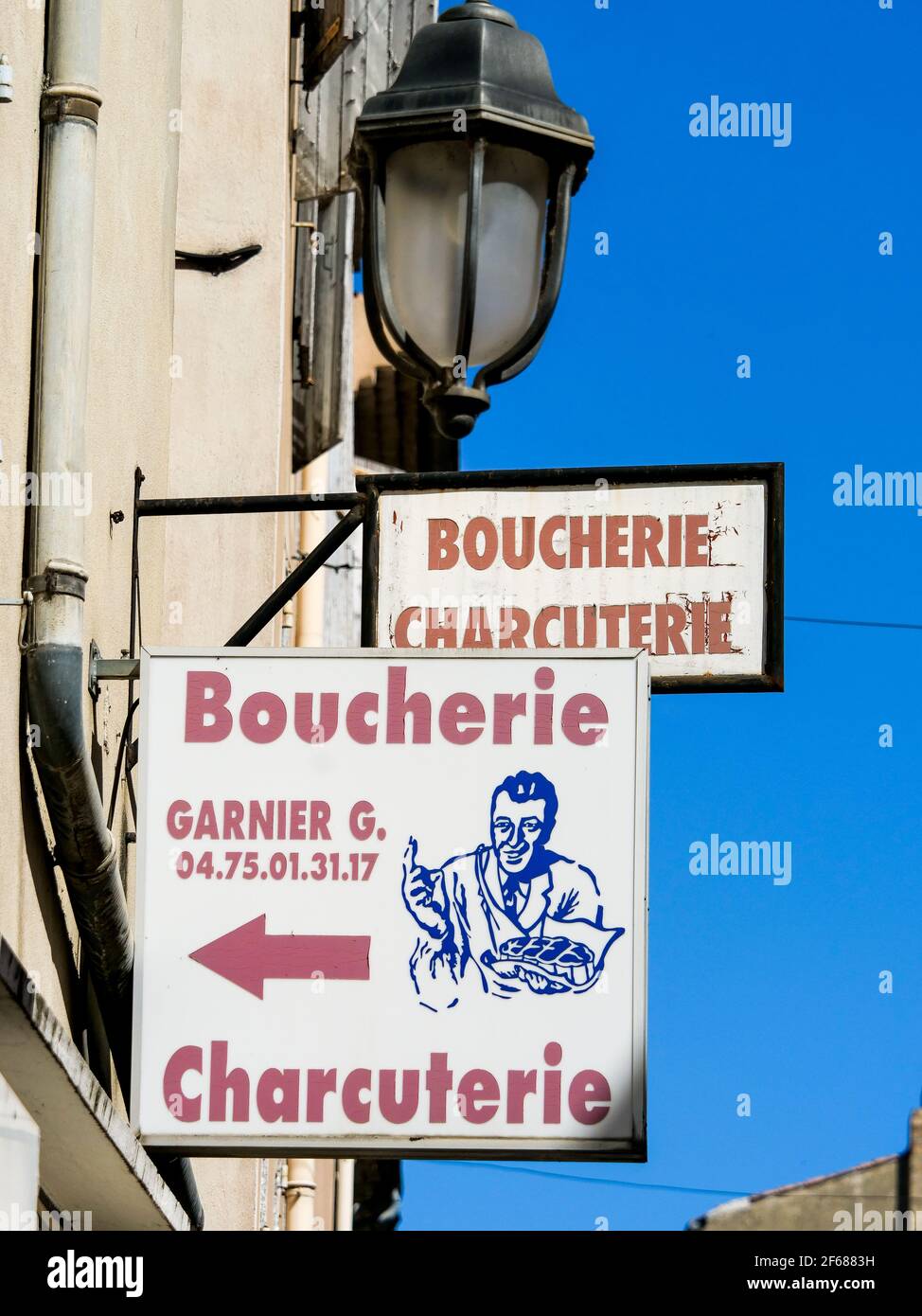 Old butcher signs hi-res stock photography and images - Alamy