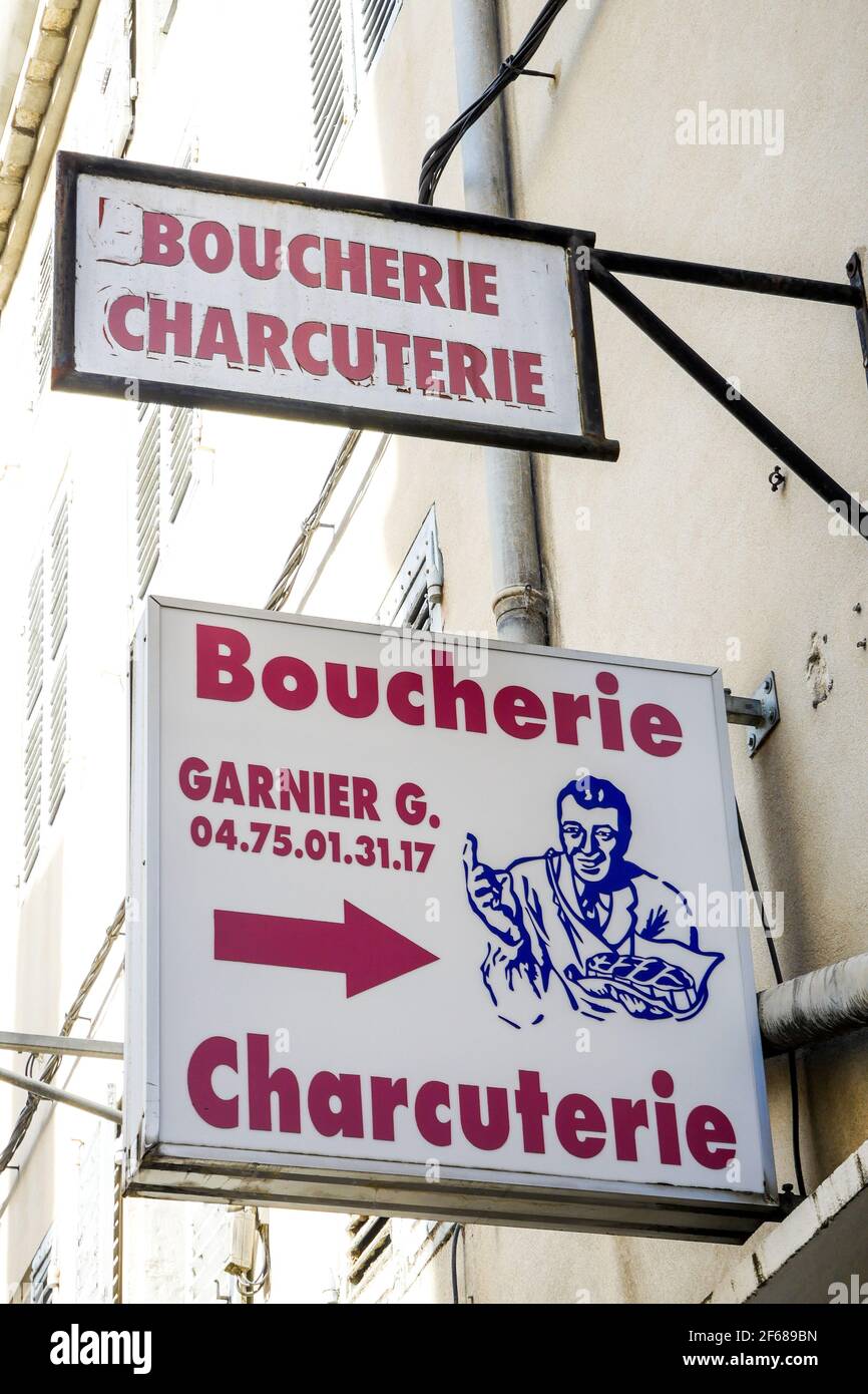 Old butcher signs hi-res stock photography and images - Alamy