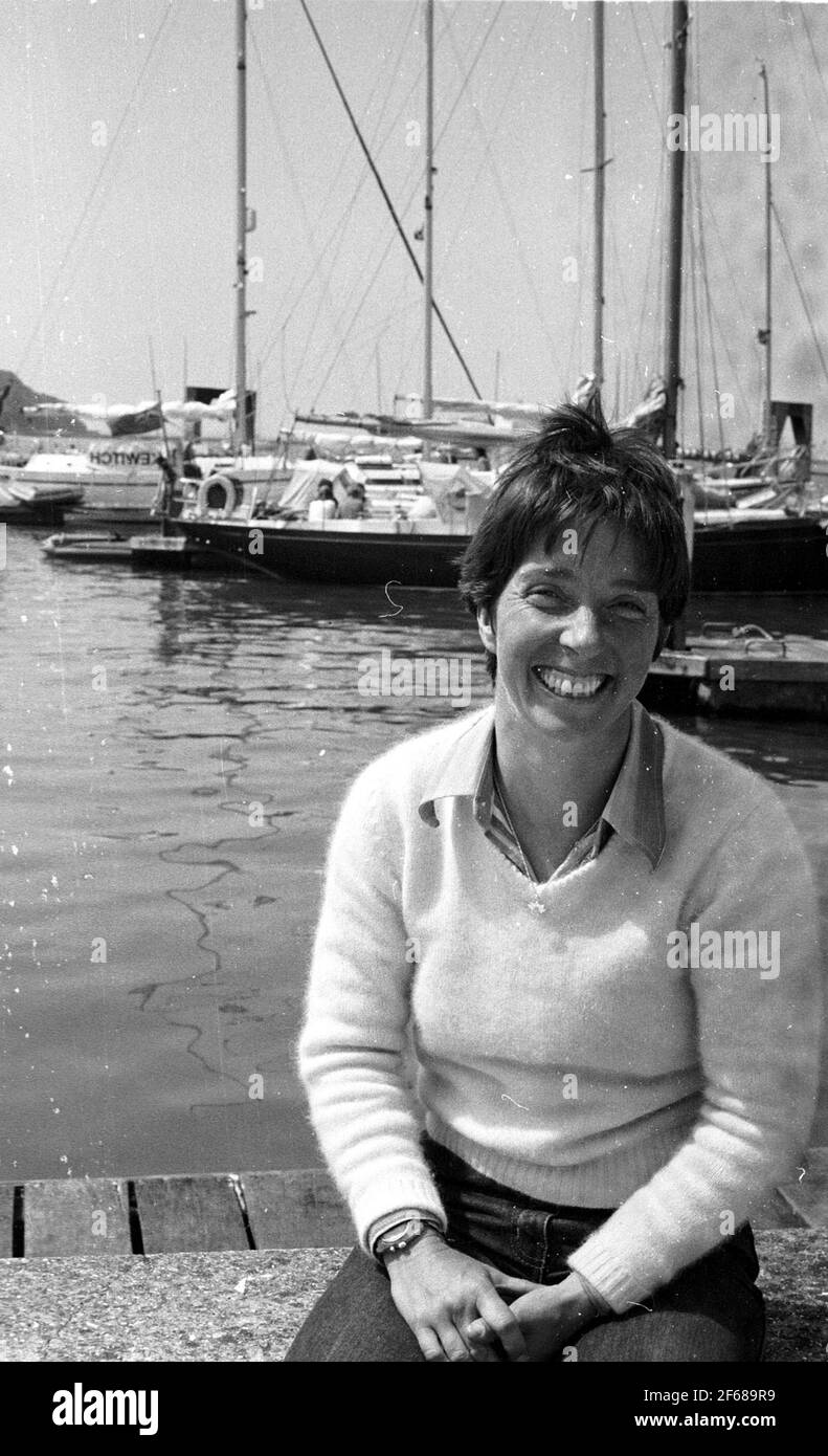 OLYMPIC YACHTSWOMAN KATHY FOSTER 1984 PIC MIKE WALKER Stock Photo - Alamy