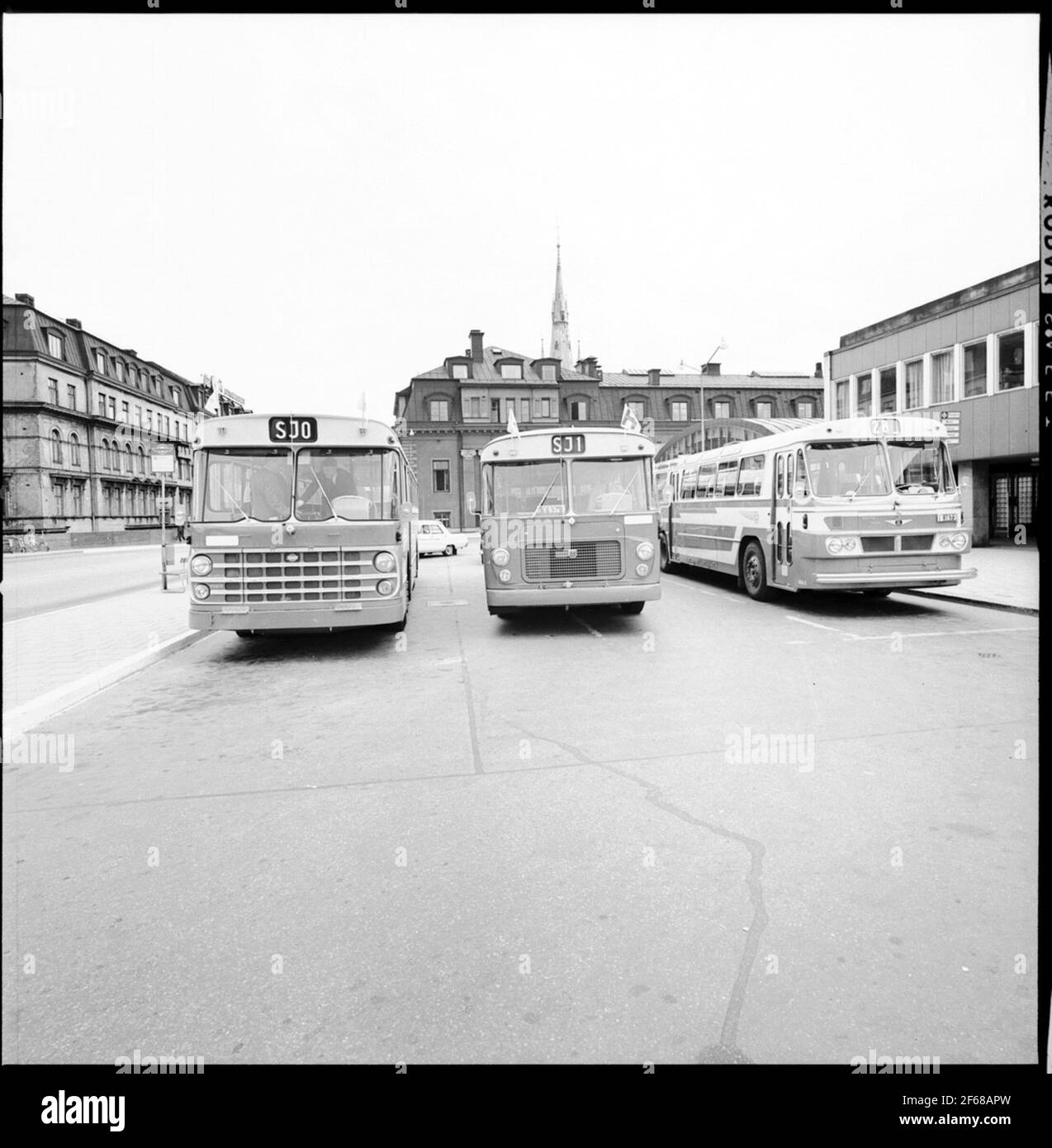 The state railways SJ, buses at the bus singing at the ...