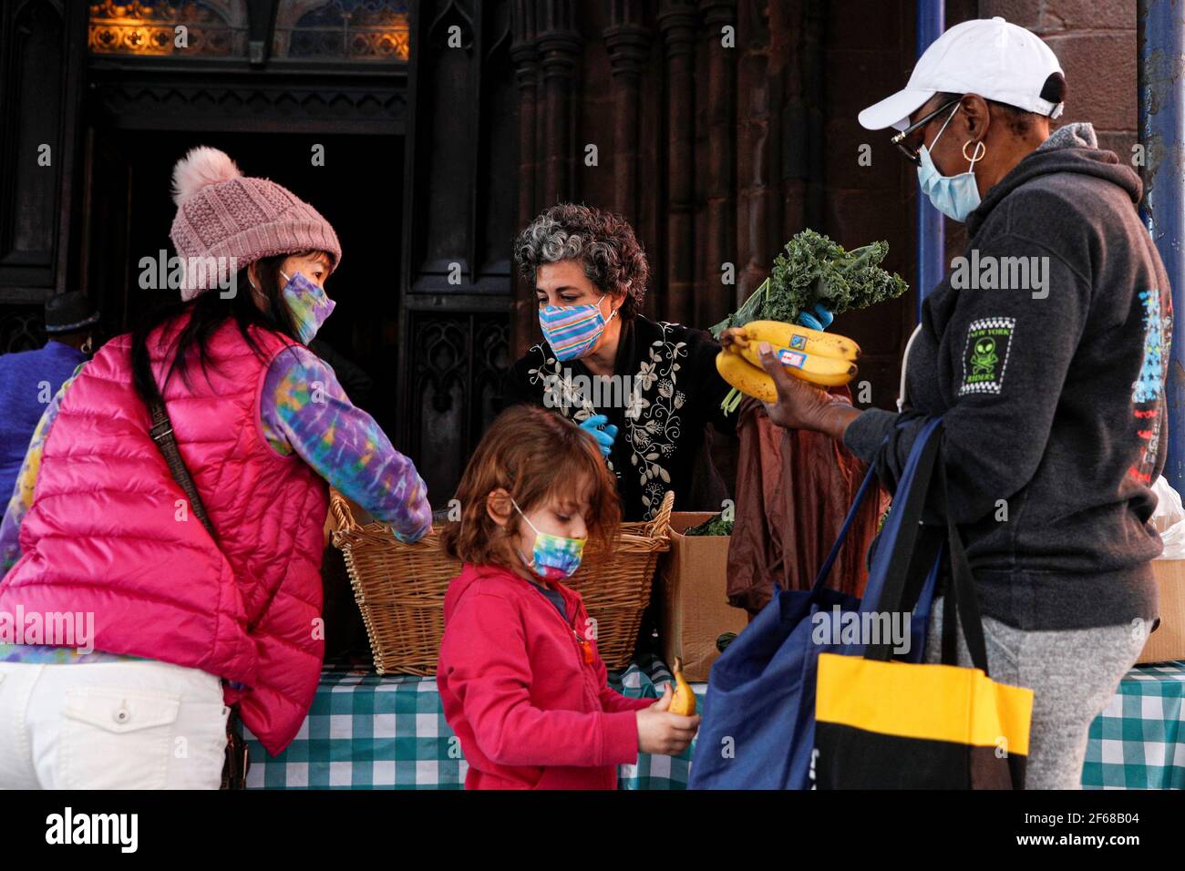 St ann holy trinity hi-res stock photography and images - Alamy