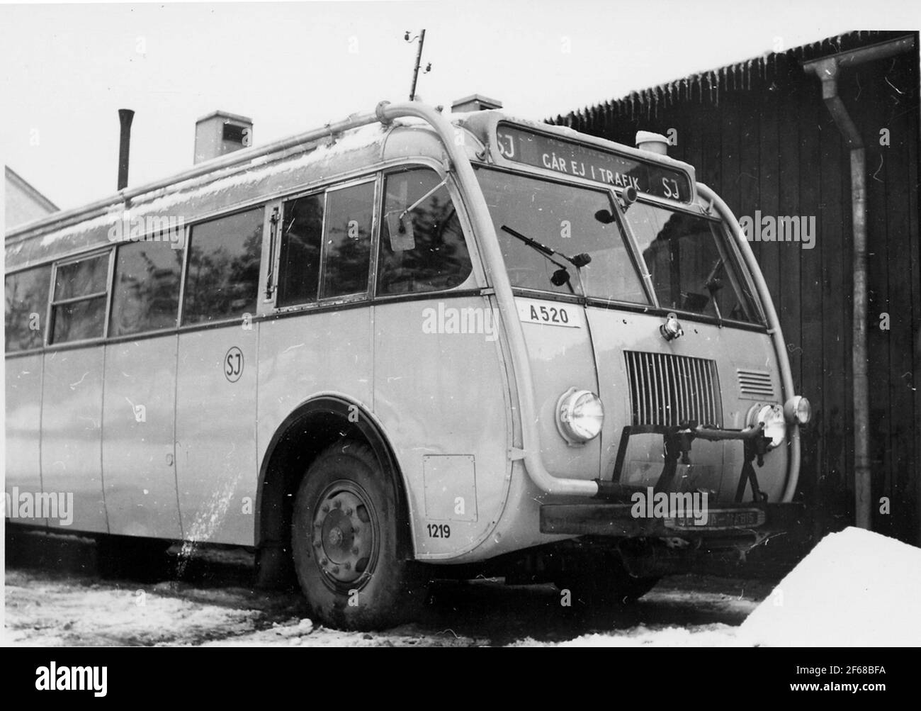 The state's railways, SJ bus 1219 with gauge units Stock Photo - Alamy