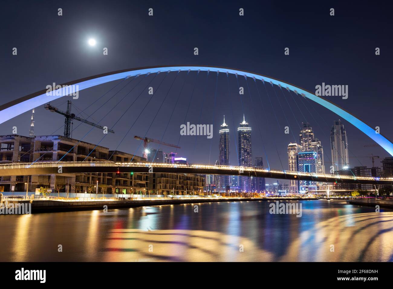 Dubai canal tolerance bridge hi-res stock photography and images - Alamy