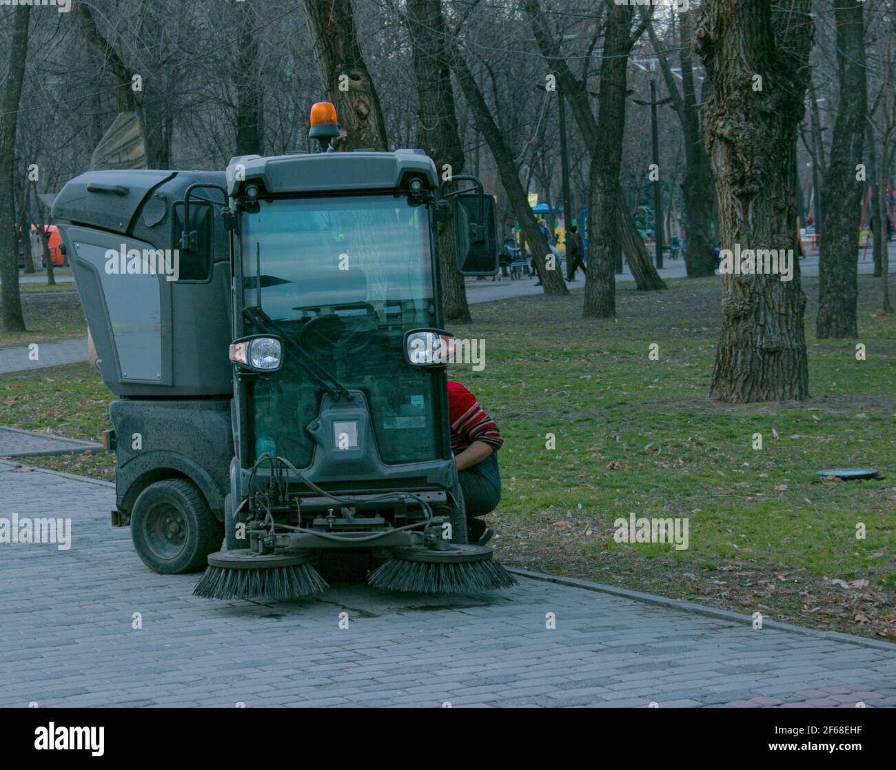 Clean motion hi-res stock photography and images - Alamy