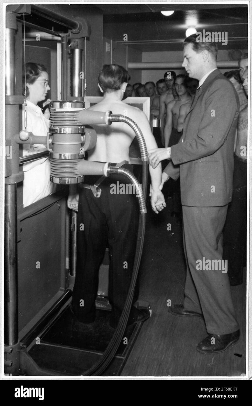 X-ray examination of the staff railway staff Stock Photo - Alamy