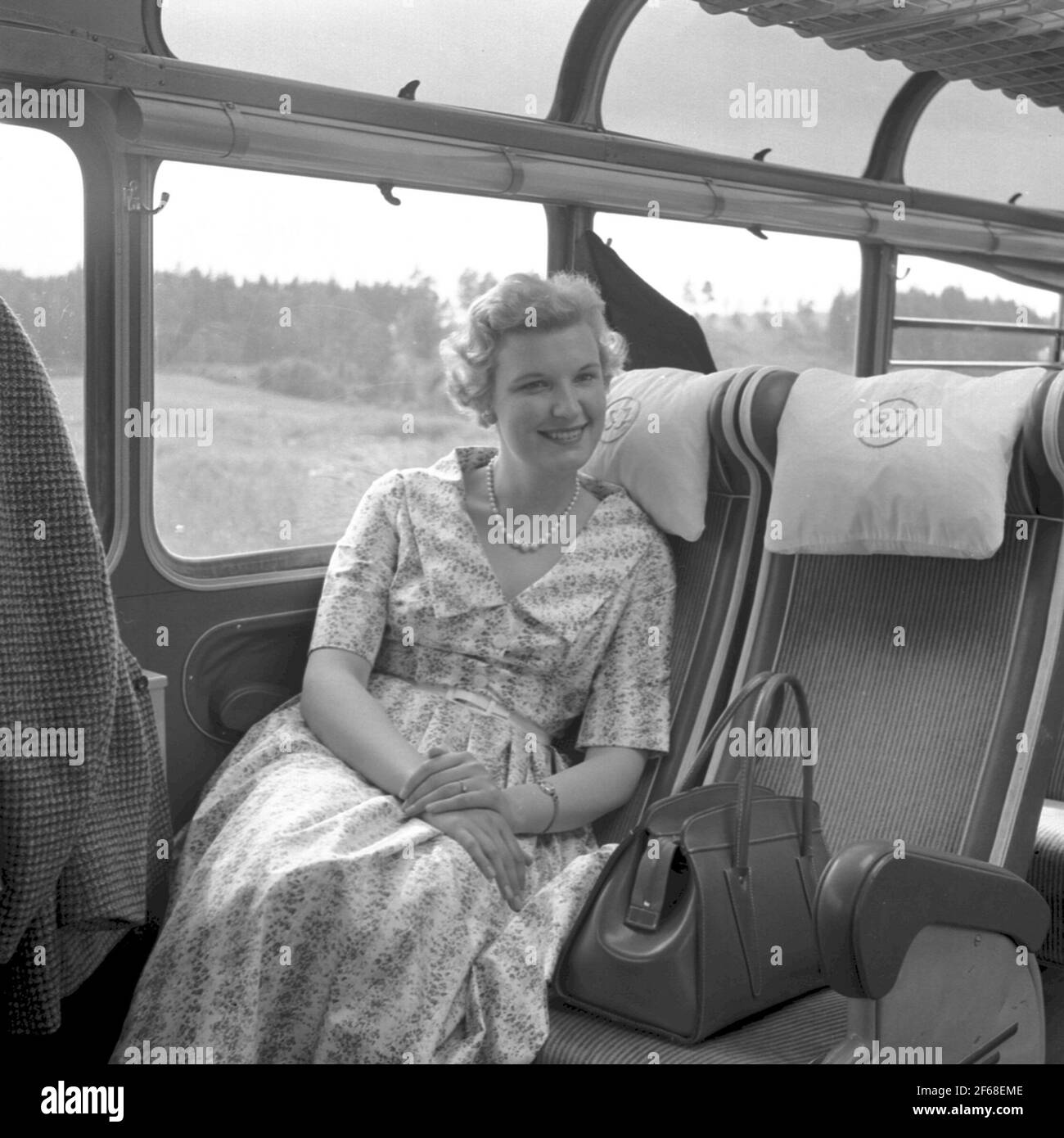 Tourist bus SJ 2375 Stock Photo - Alamy