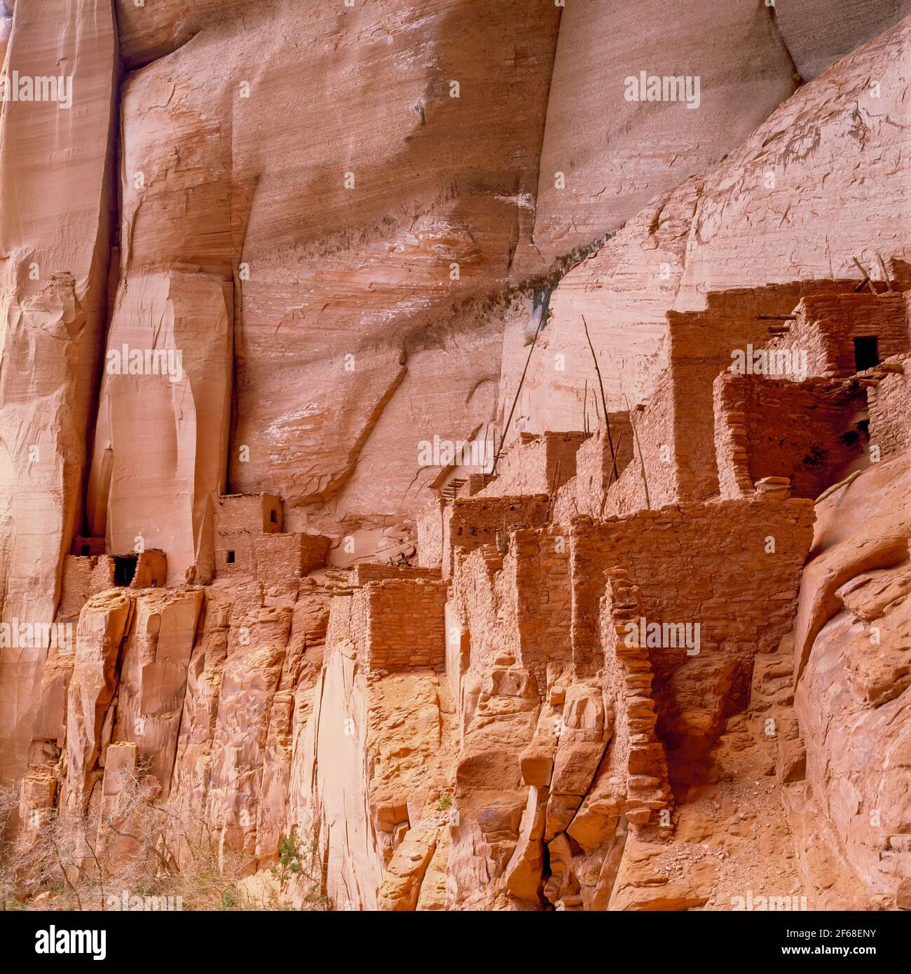 Betatakin dwellings hi-res stock photography and images - Alamy