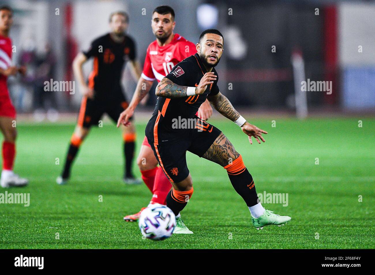 GIBRALTAR, GIBRALTAR - MARCH 30: Memphis Depay of the Netherlands ...