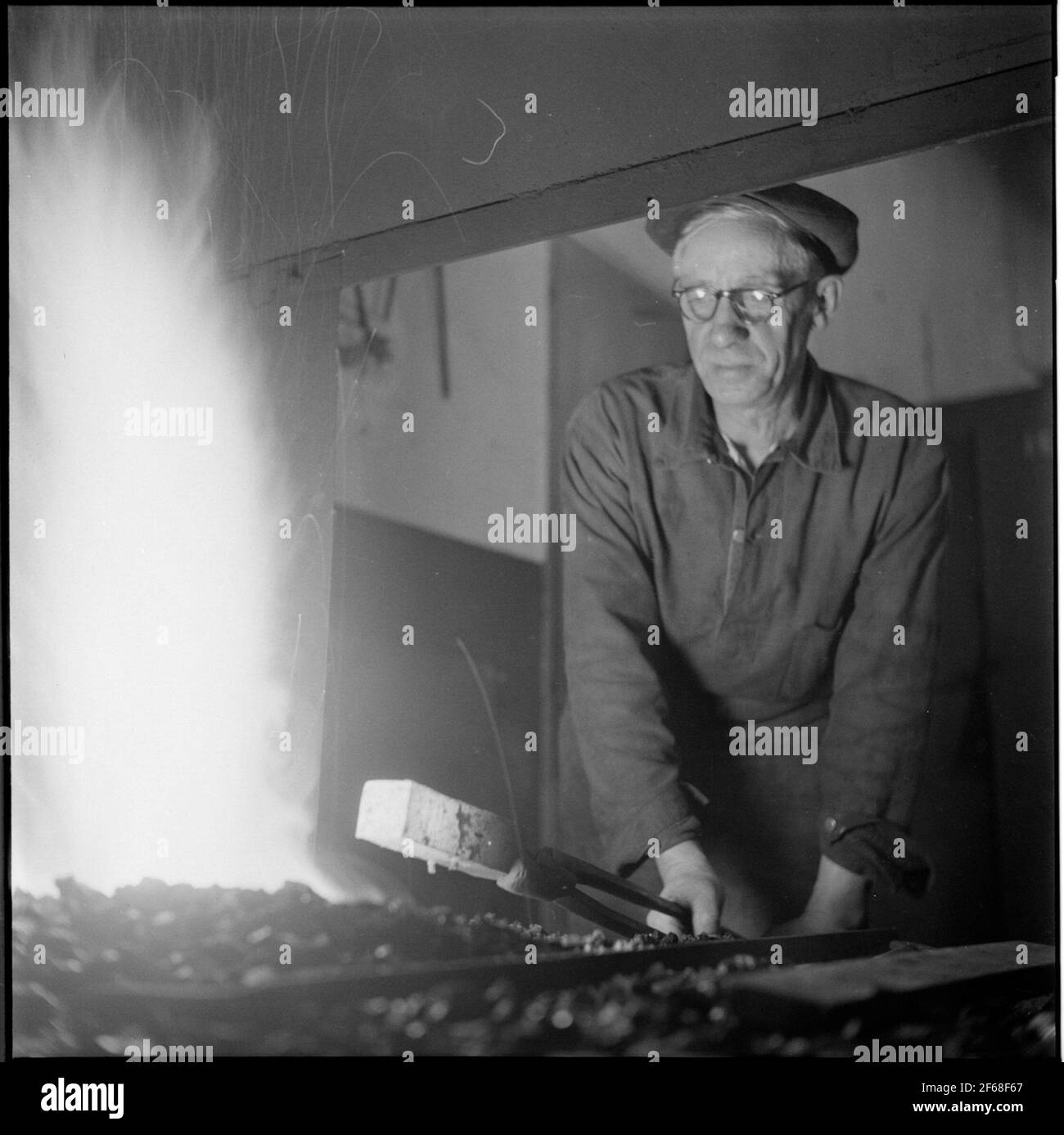 Smith at work Stock Photo - Alamy