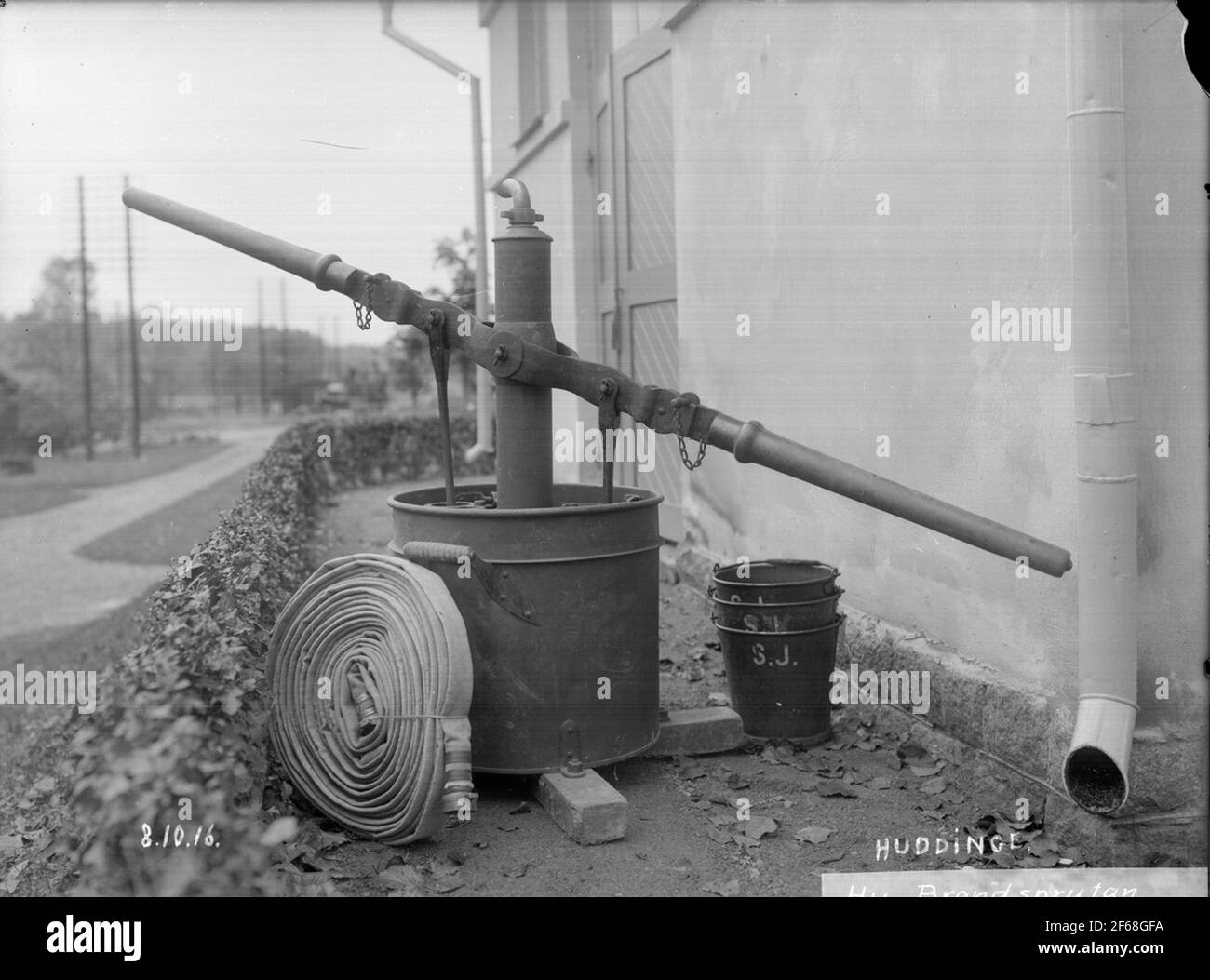 Fire water system Black and White Stock Photos & Images - Alamy