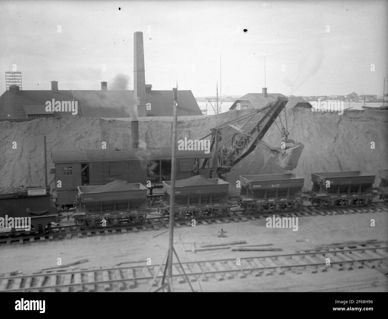 LKAB Malmo loading crane Stock Photo - Alamy