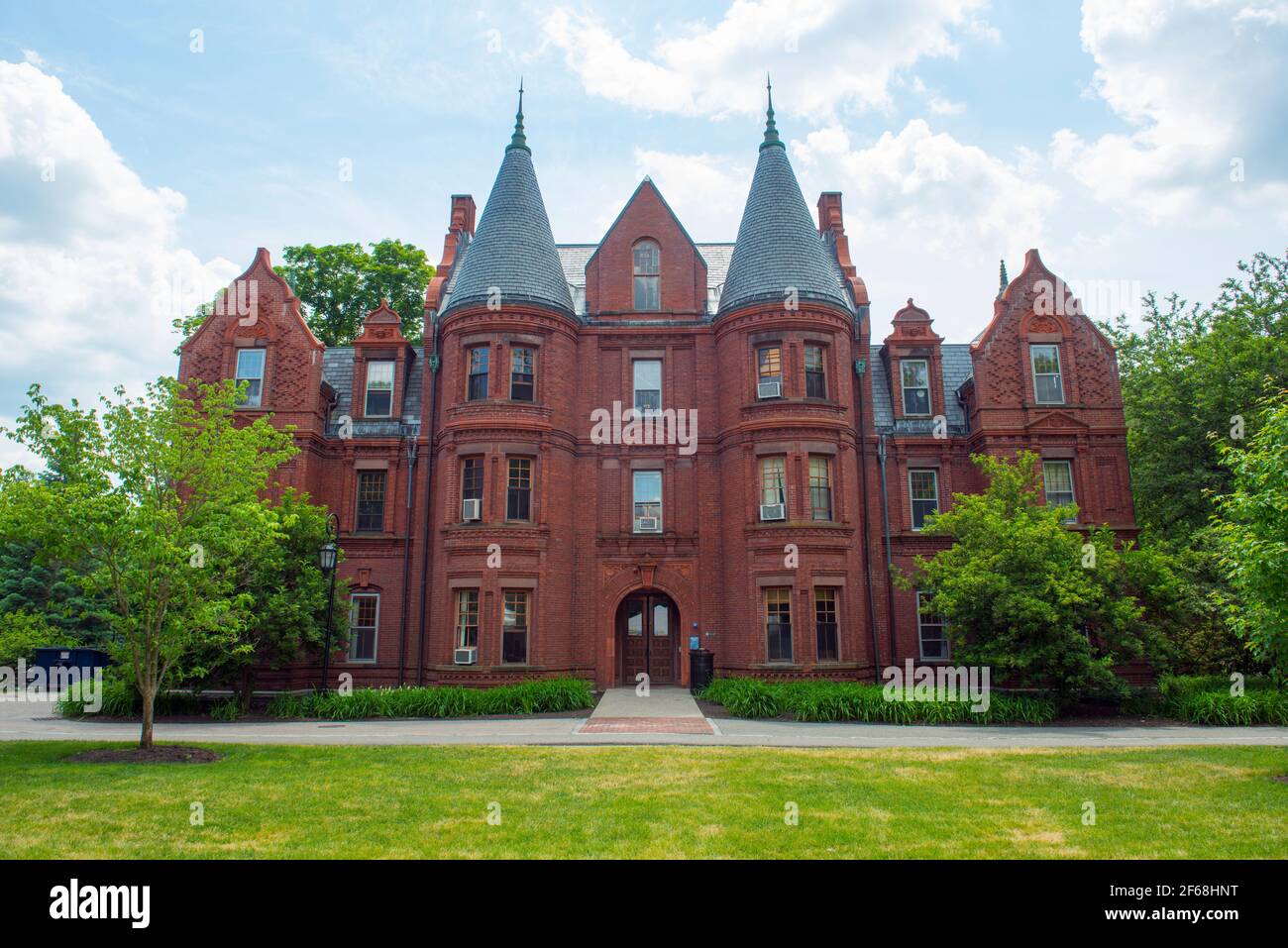 Victorian style college hall hi-res stock photography and images - Alamy