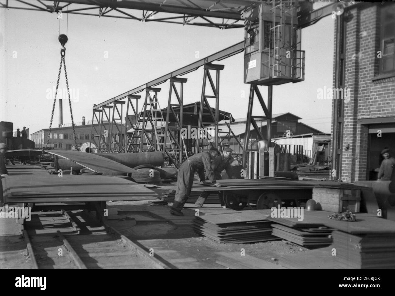 Loading plate hi-res stock photography and images - Alamy