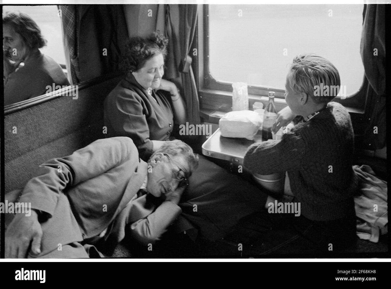 Economic class seating hi-res stock photography and images - Alamy