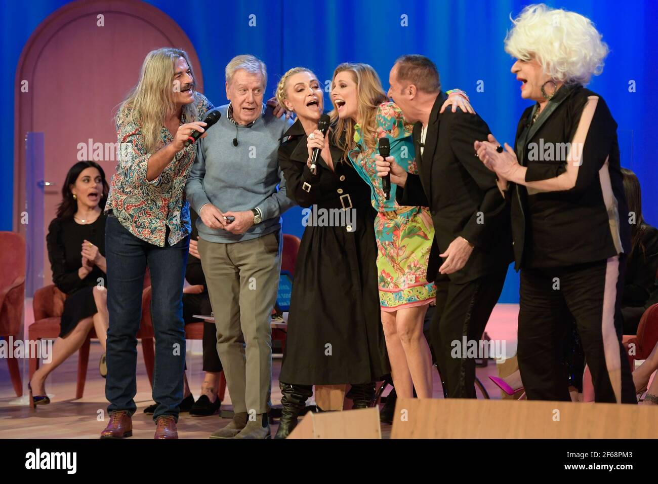 Demo Morselli, Claudio Lippi, Paola Barale, Laura Freddi, Massimo Lopez ...