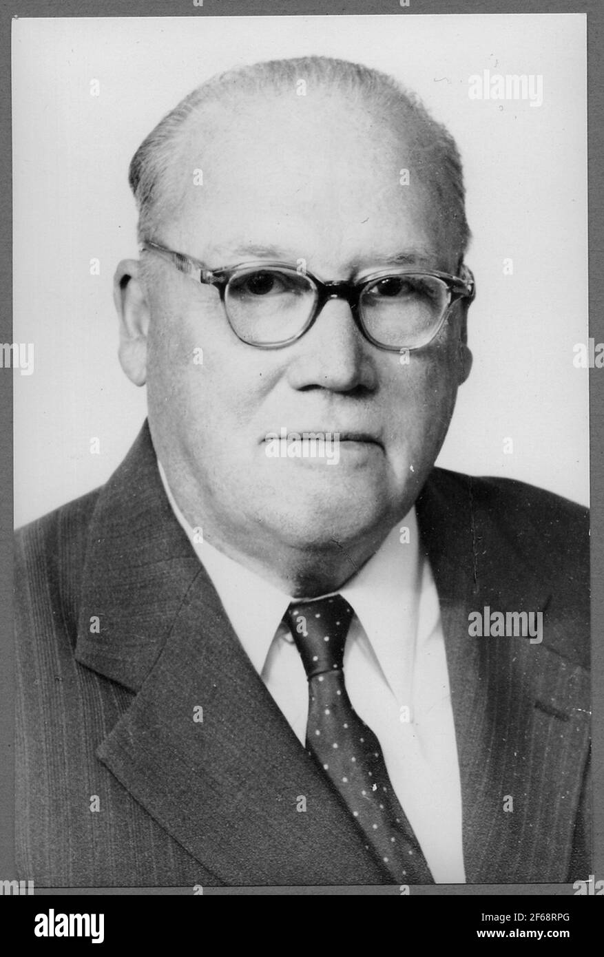 E assistant Black and White Stock Photos & Images - Alamy