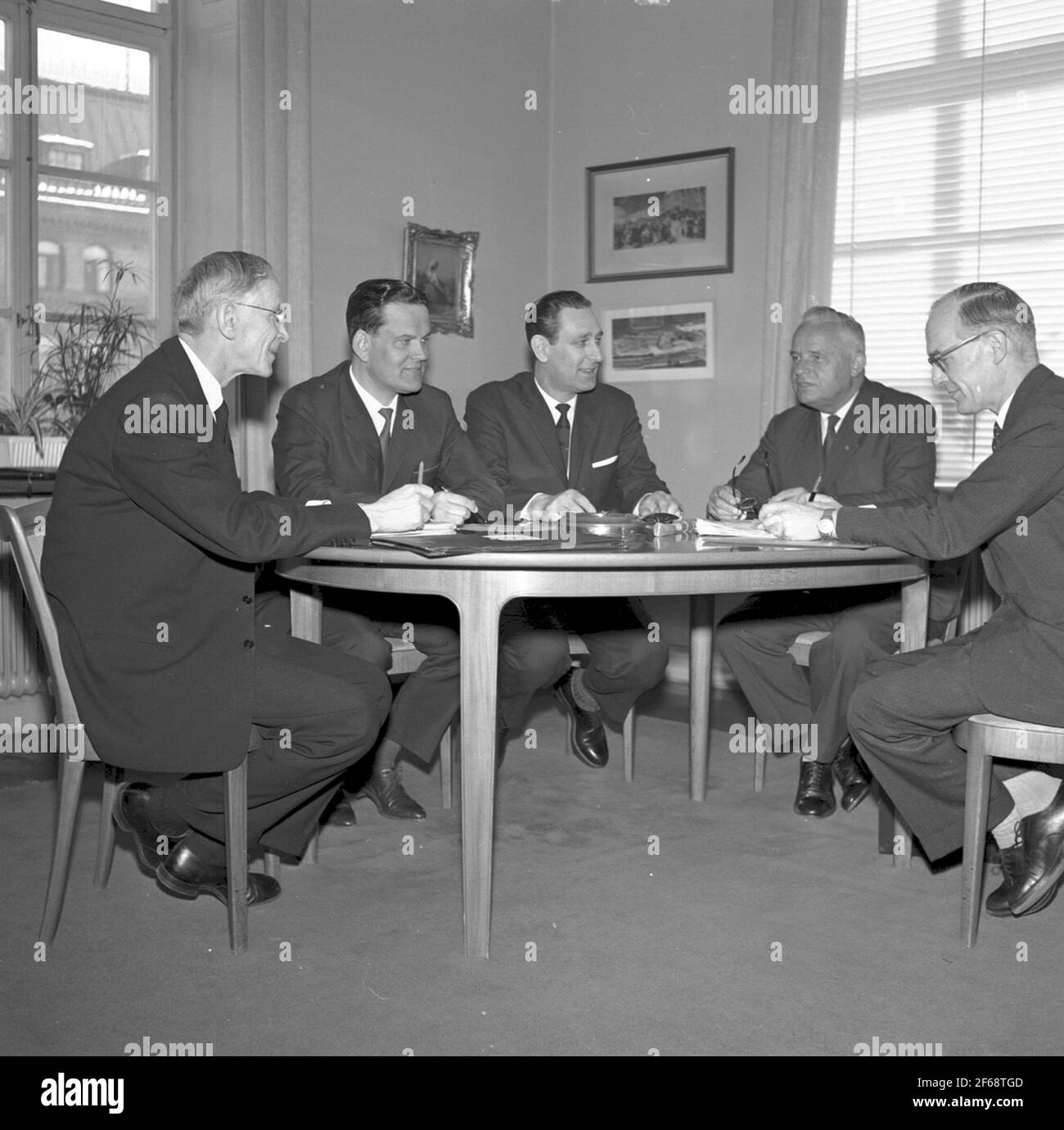 Reward to inventors Stock Photo - Alamy