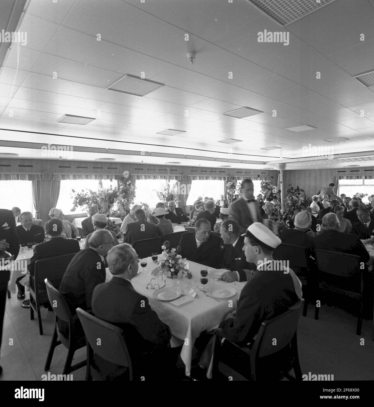 Royal services Black and White Stock Photos & Images - Alamy