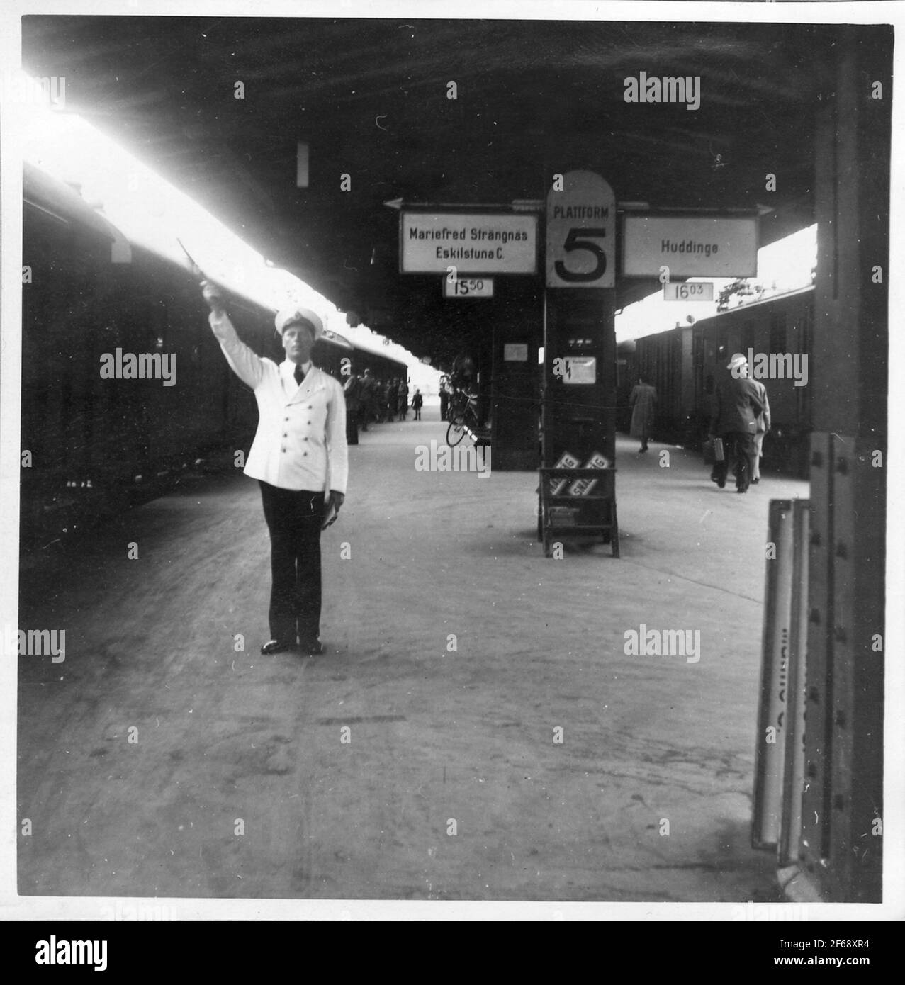 Departure signal Black and White Stock Photos & Images - Alamy