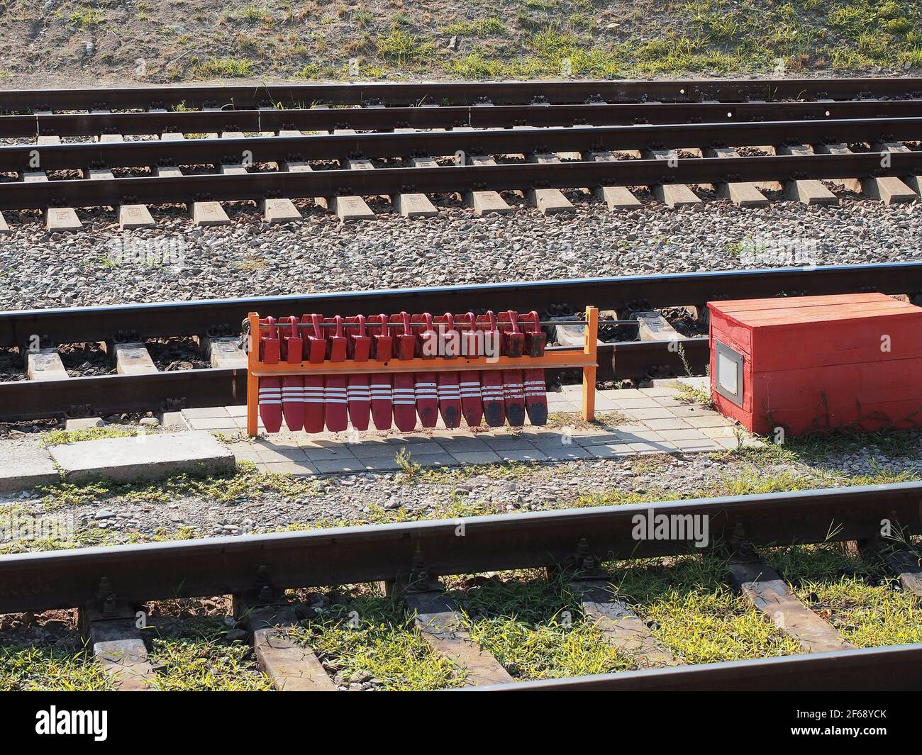 Train storage rack hi-res stock photography and images - Alamy