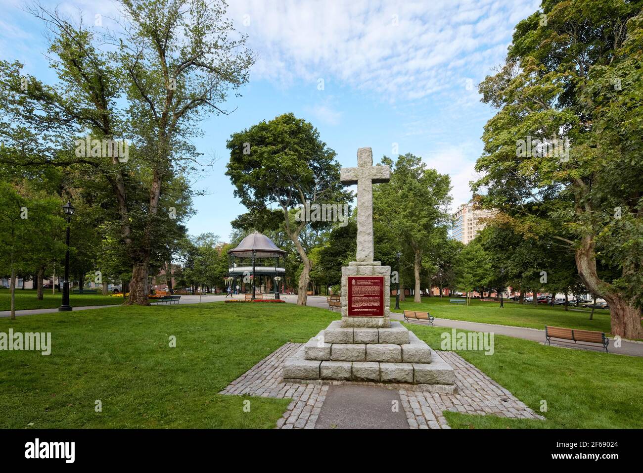Founding of New Brunswick Cross Monument in King's Square Saint John ...