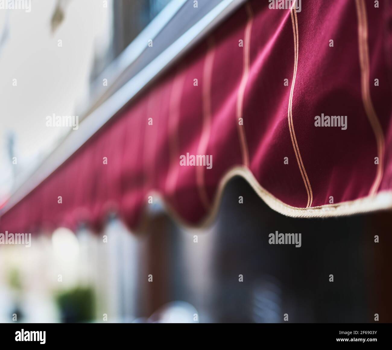 Flower shop red awning hi-res stock photography and images - Alamy