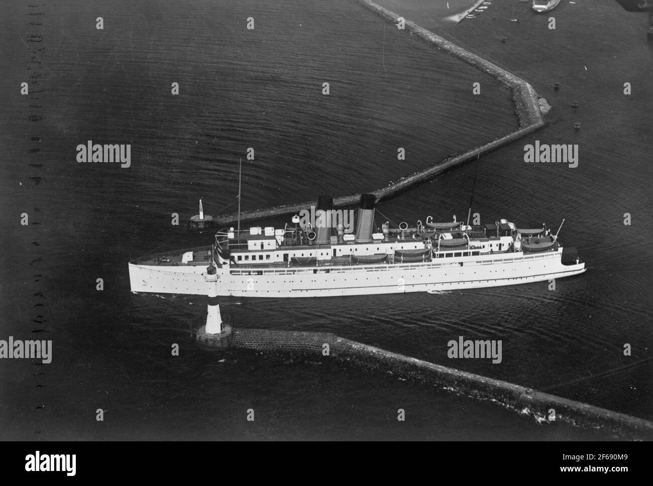 Ferry port sassnitz Black and White Stock Photos & Images - Alamy